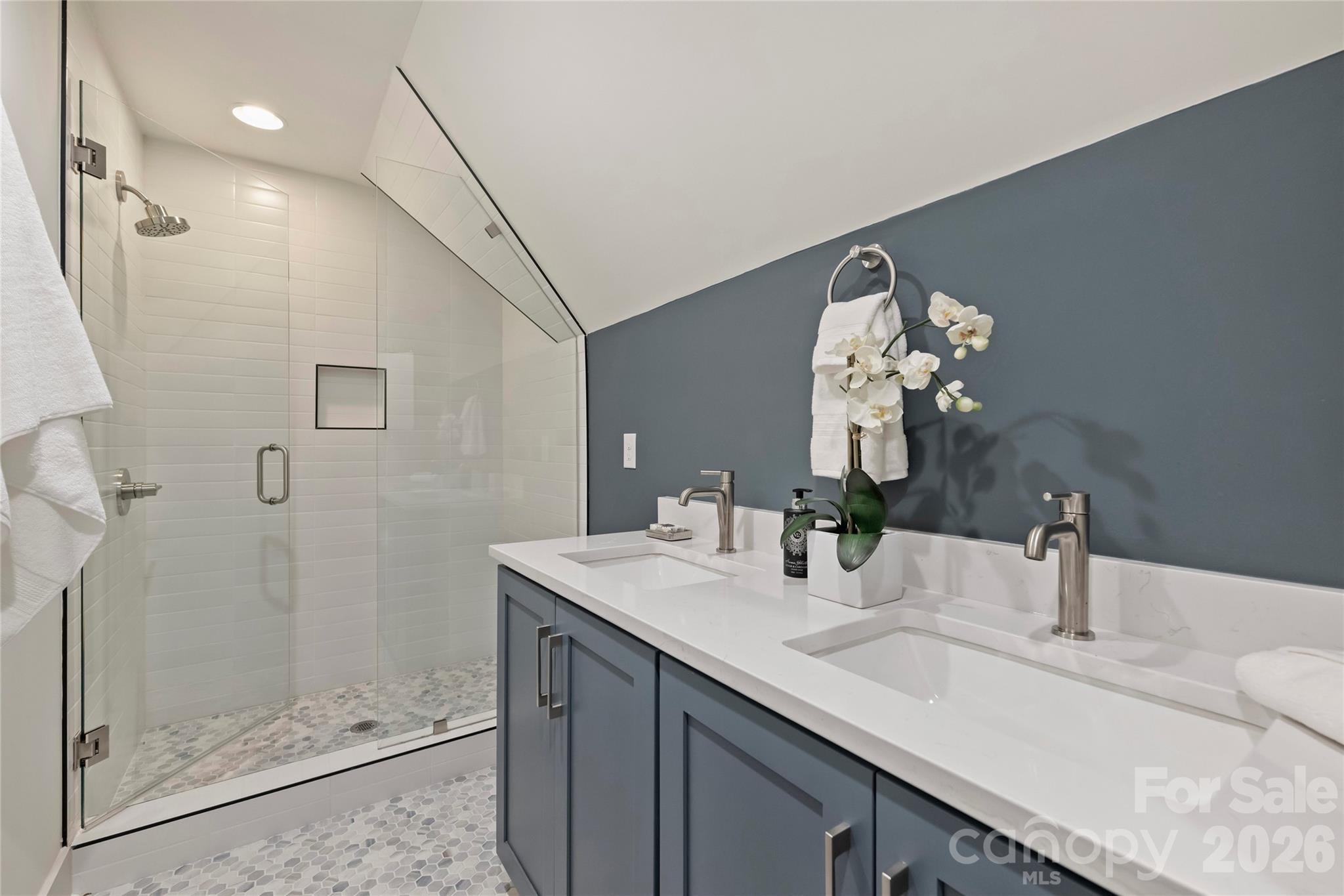 2027 Thurmond Place, Charlotte, NC - photo 10 of 18