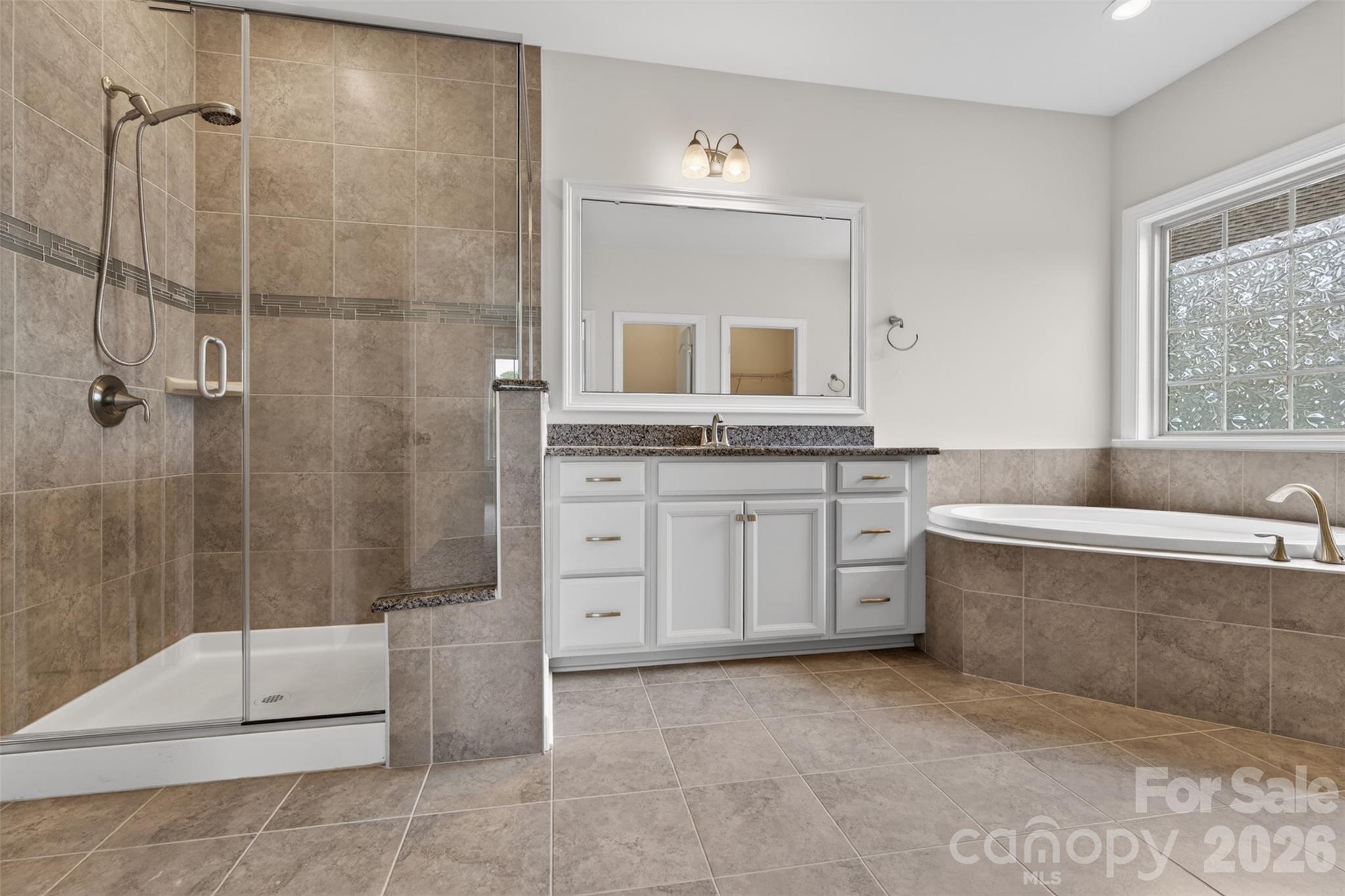 Photo 10 of 8224 Cornhill Avenue, Charlotte, NC