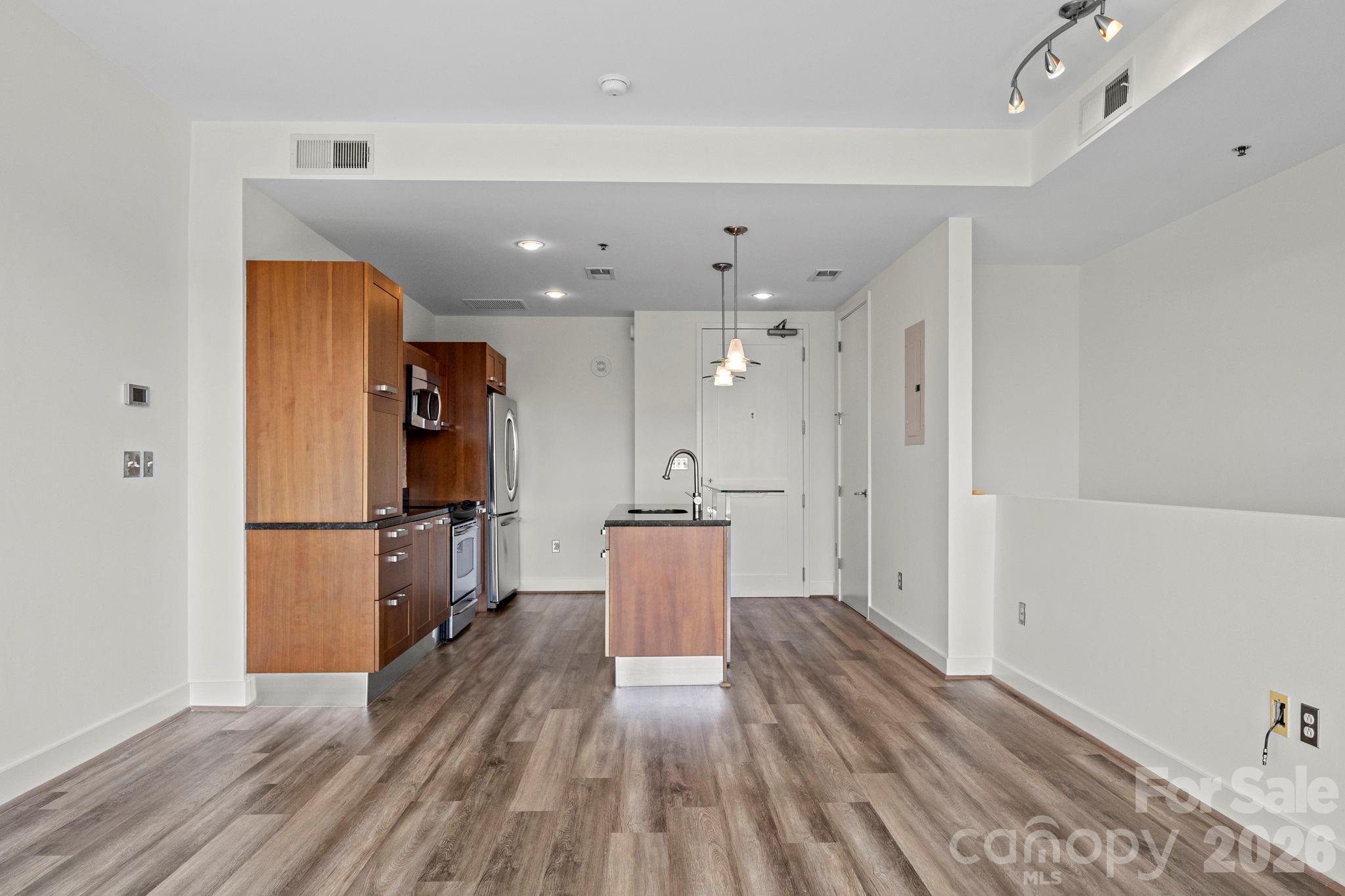 Photo 15 of 1133 Metropolitan Avenue619, Charlotte, NC