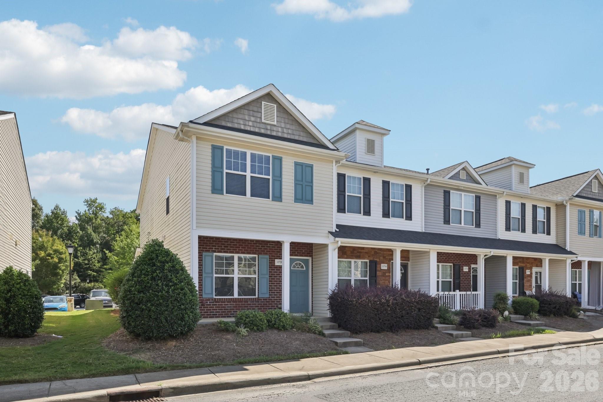 Photo 2 of 12720 Livengood Lane, Charlotte, NC