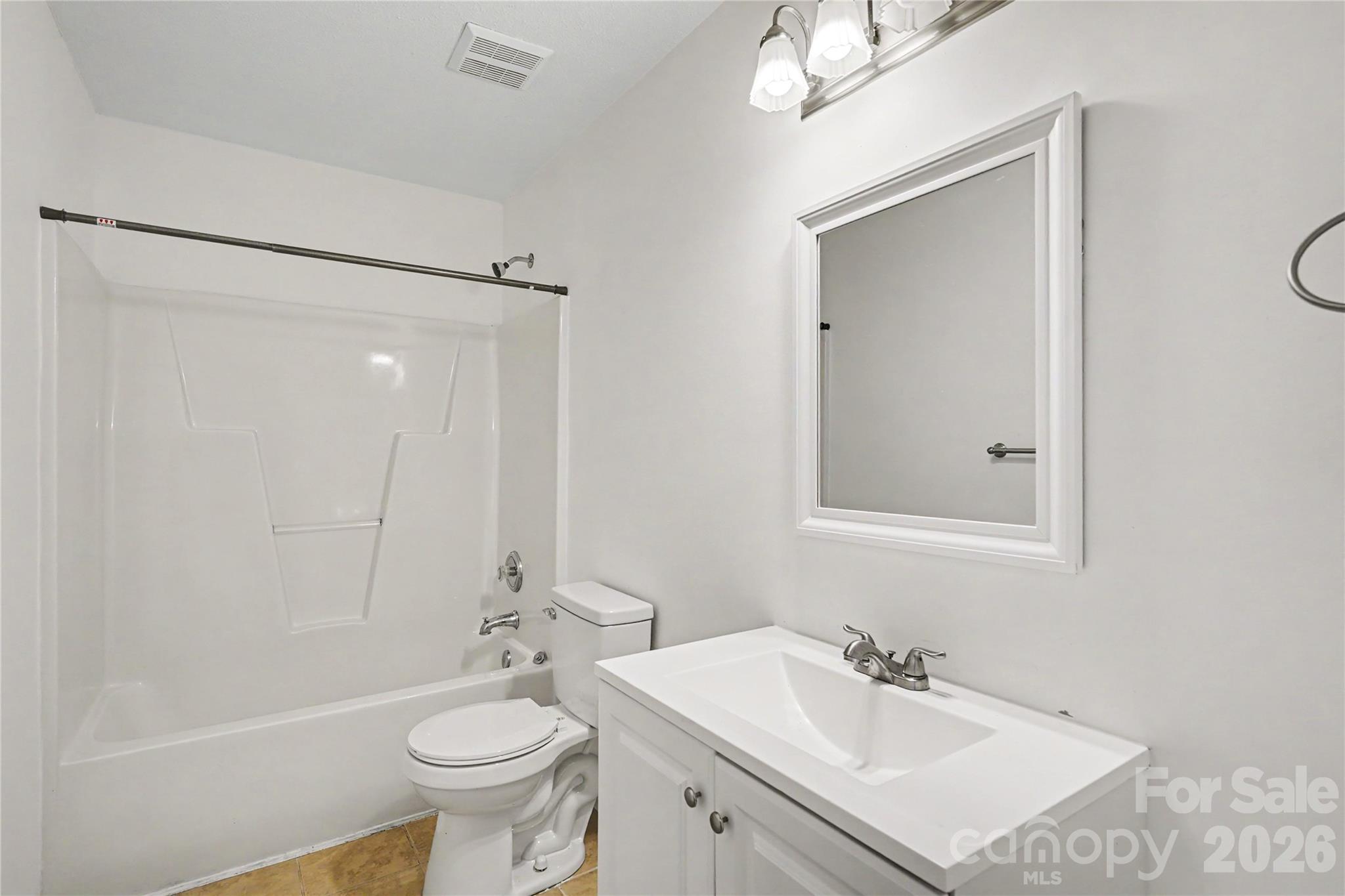 Home for sale at 2823 Forest Grove Court, Charlotte, NC — photo 13 of 17