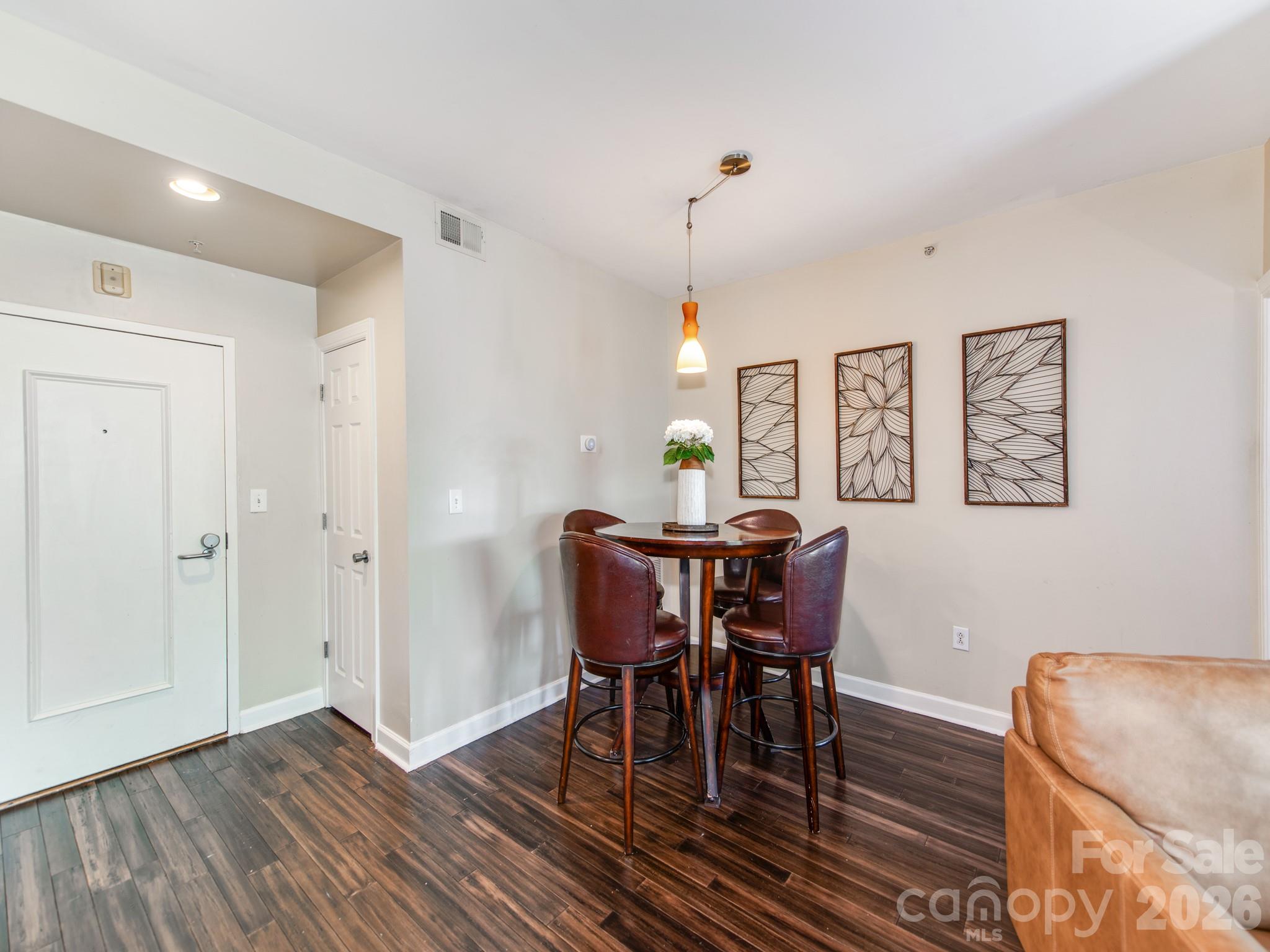 Photo 16 of 718 W Trade Street414, Charlotte, NC