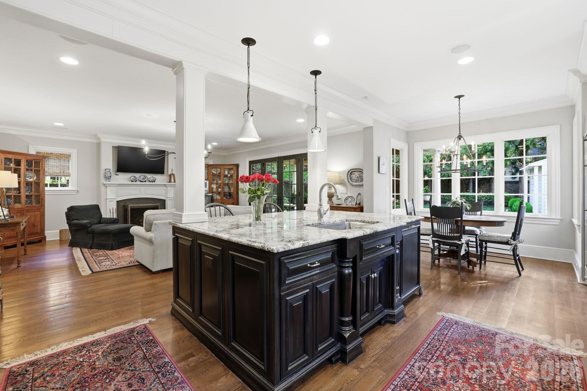 309 Hempstead Place, Charlotte, NC - photo 15 of 49
