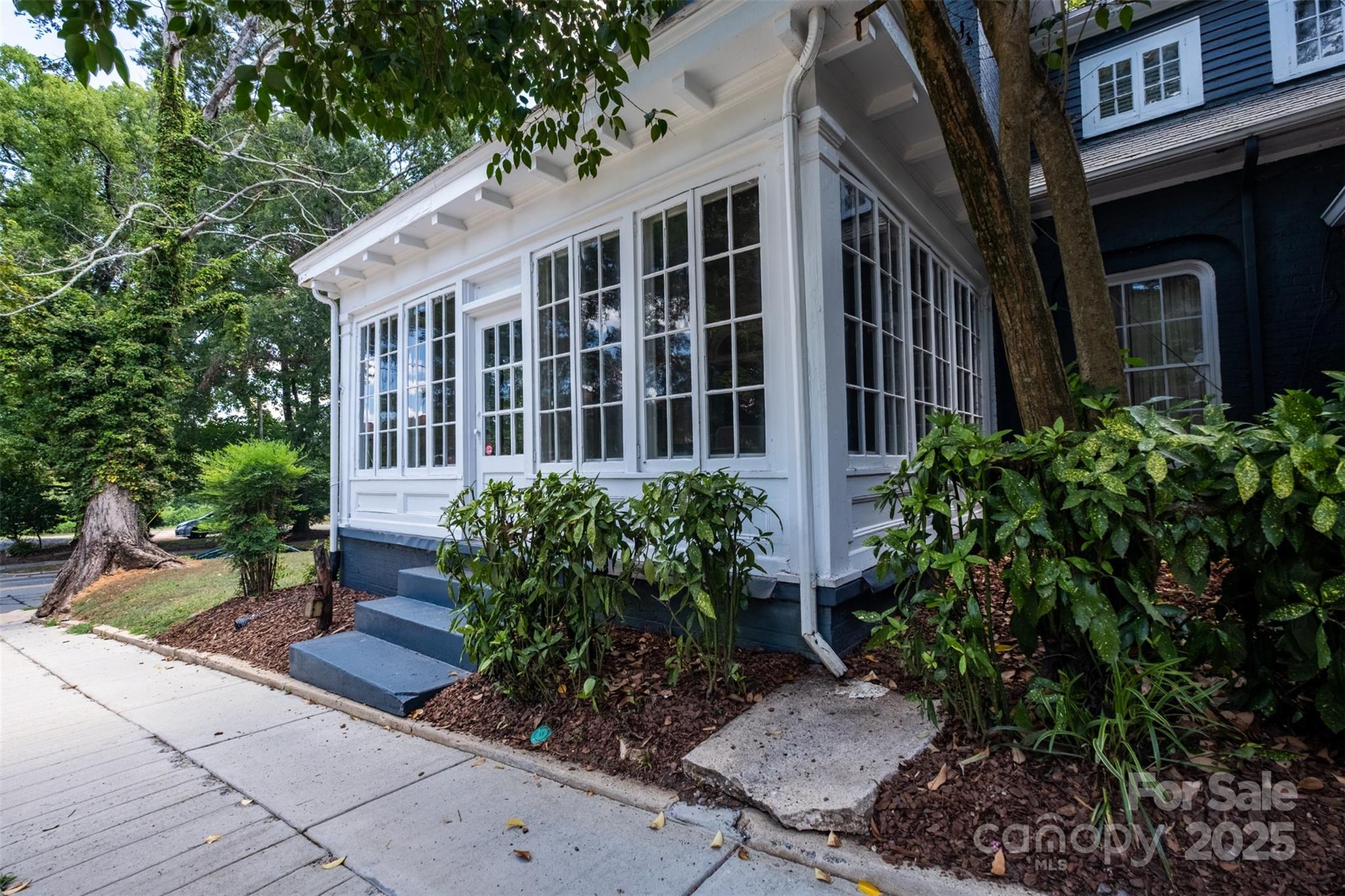 Photo 3 of 154 Union Street S, Concord, NC