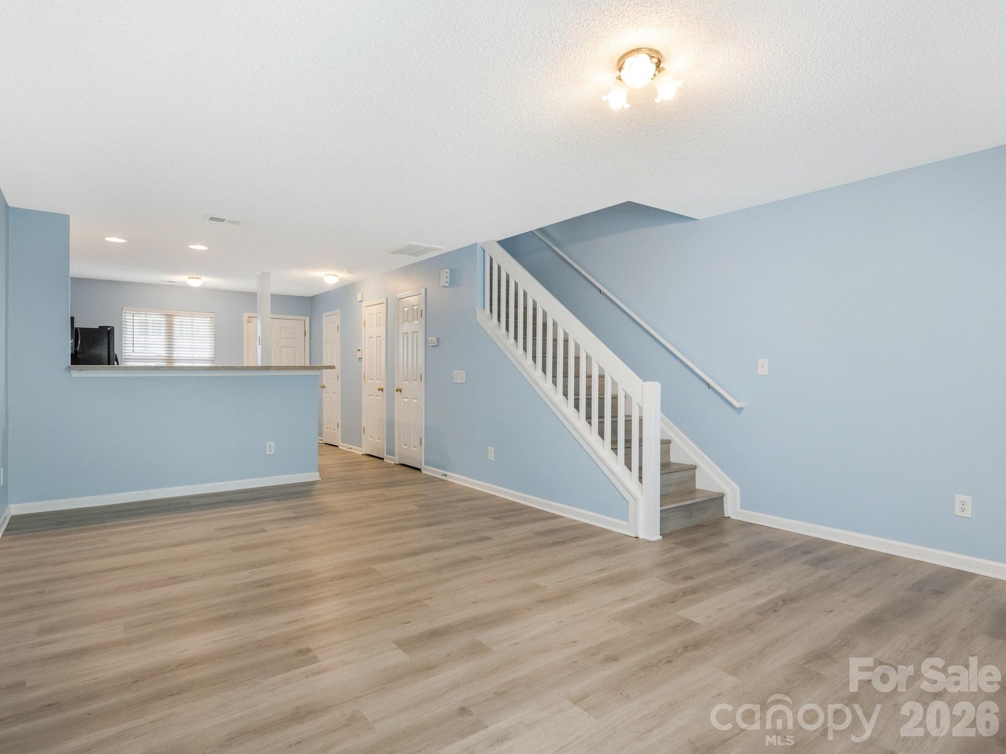 Photo 3 of 3259 Blythe Ridge Court, Charlotte, NC