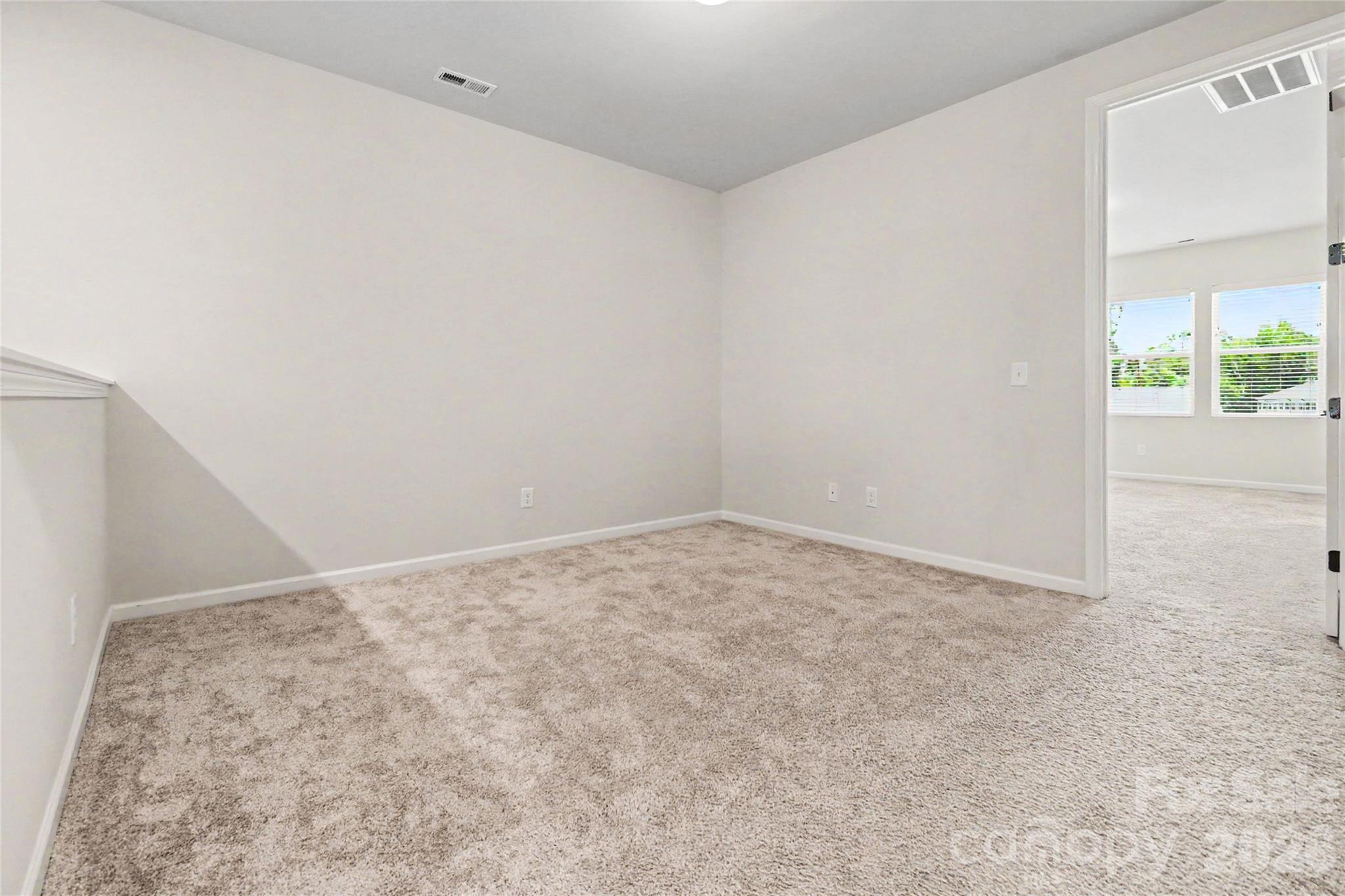 908 Kinsey Alley, Charlotte, NC - photo 9 of 27