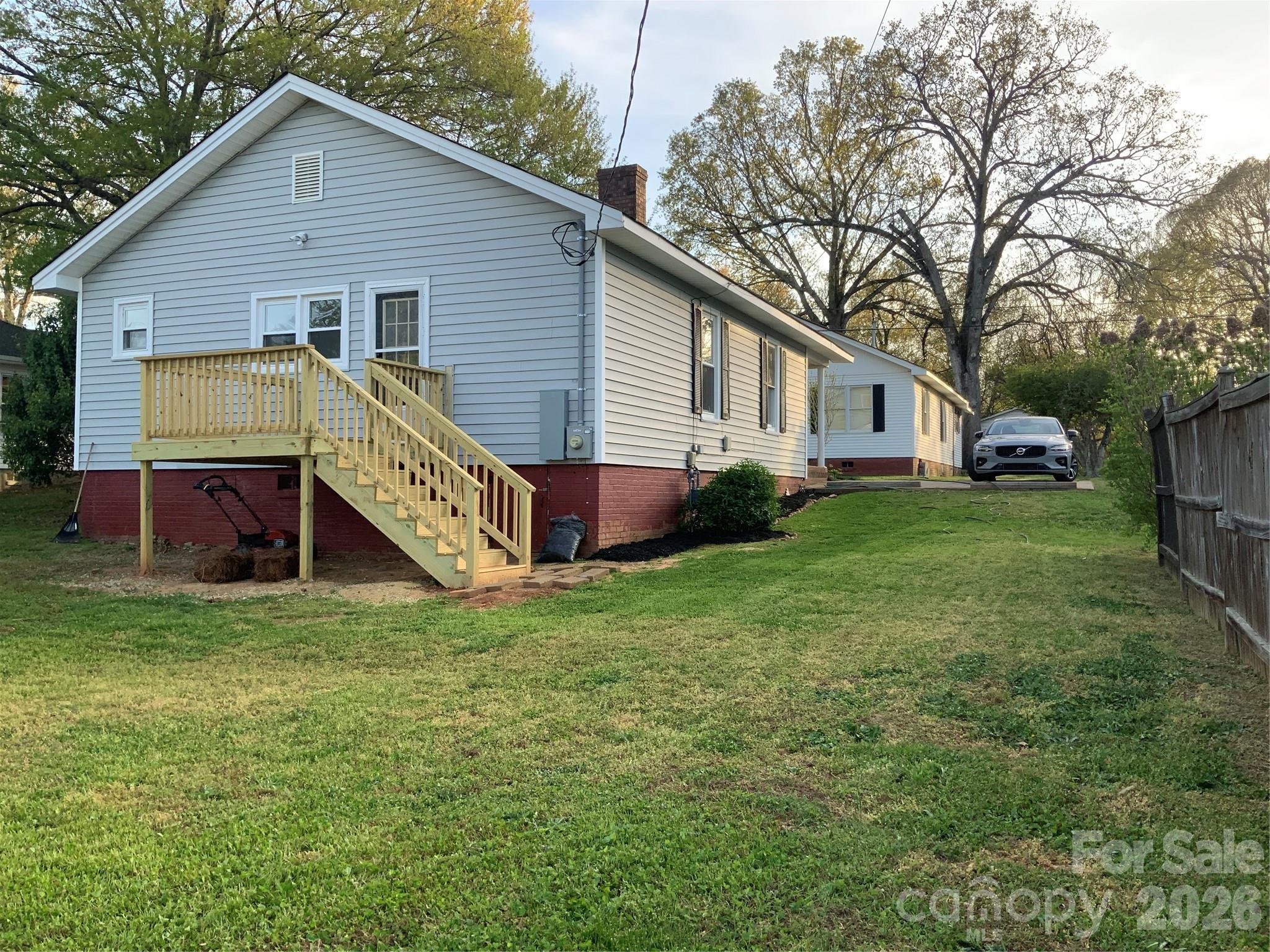 358 Woodlawn Avenue, Cramerton, NC - photo 32 of 40