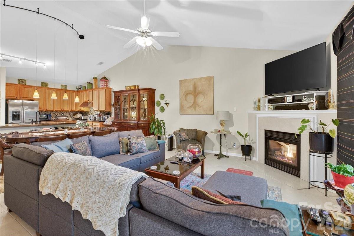 Photo 14 of 4412 Glenlea Commons Drive, Charlotte, NC
