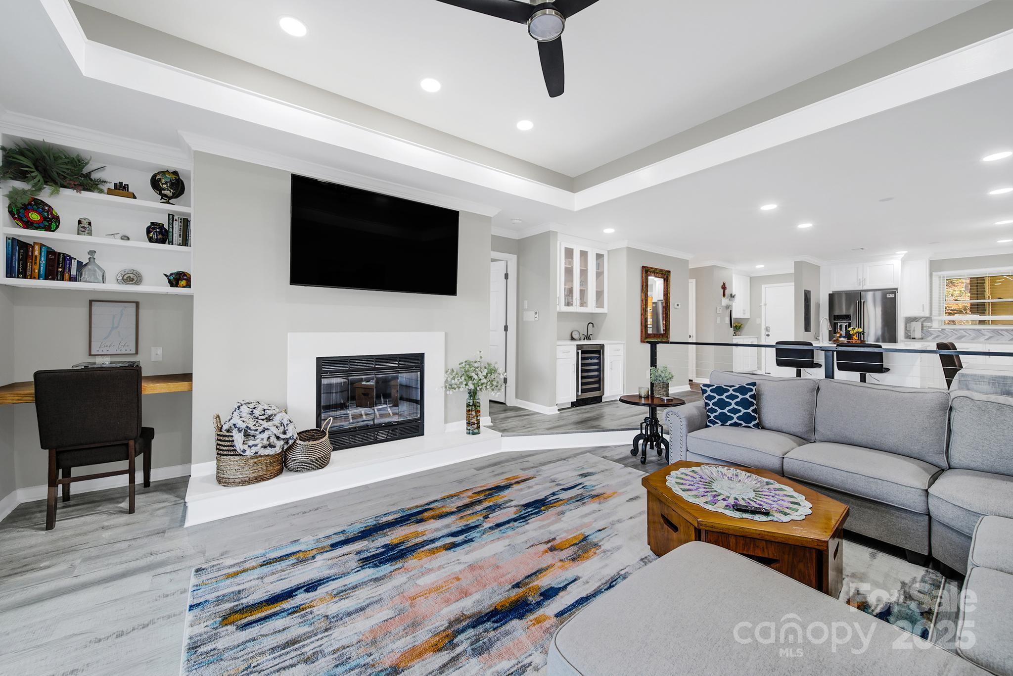 Photo 11 of 7340 Lakefront Drive12, Charlotte, NC