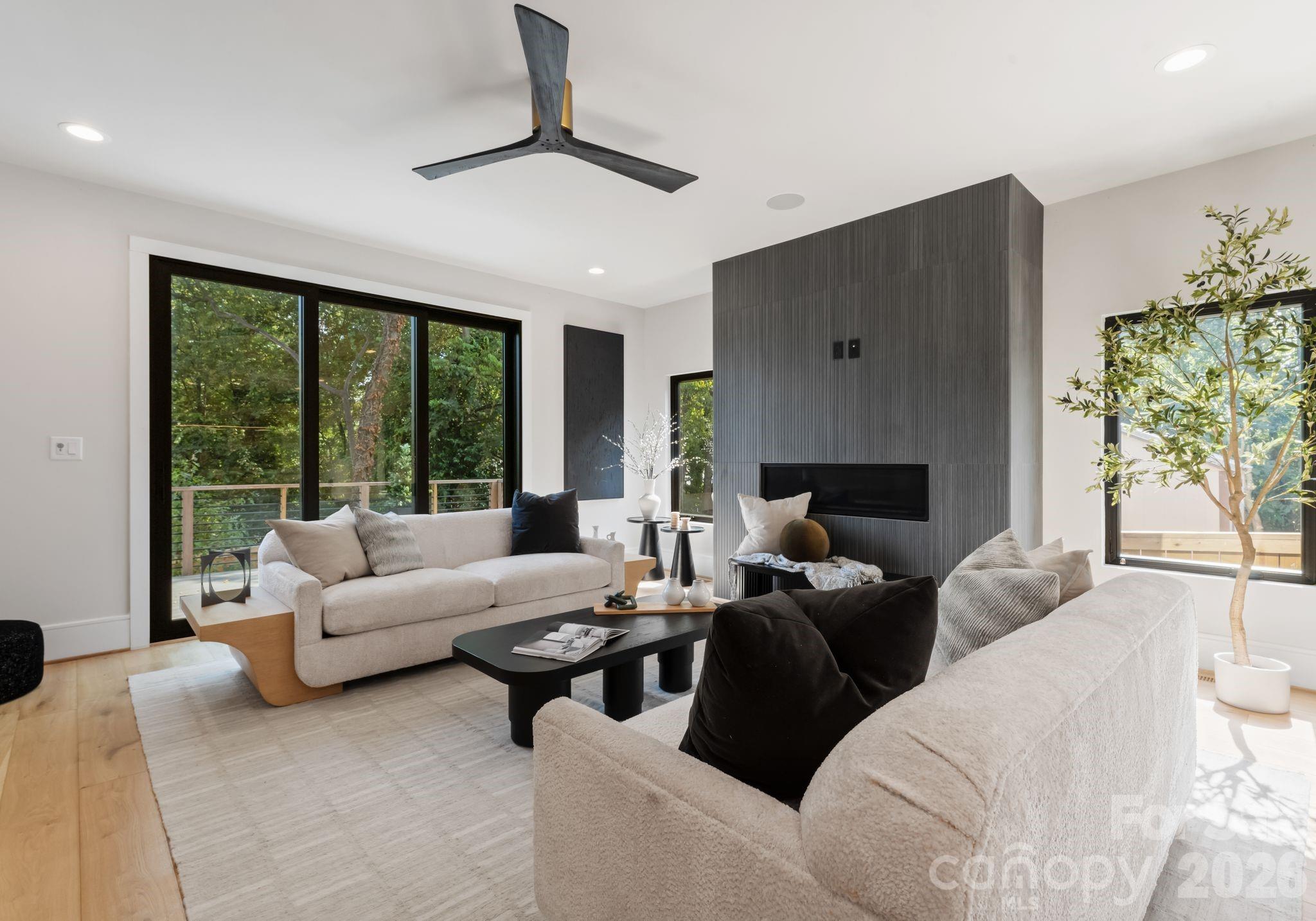 Home for sale at 1821 Umstead Street, Charlotte, NC — photo 11 of 21