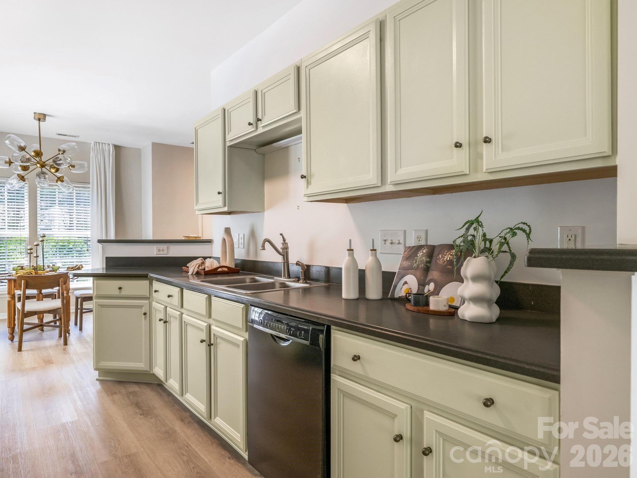 Photo 9 of 12327 Jessica Place, Charlotte, NC