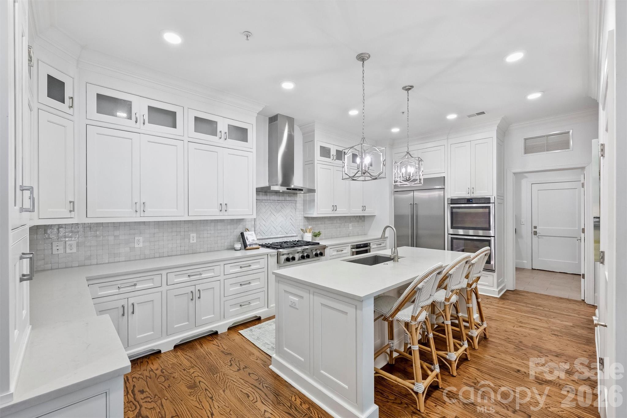 Photo 17 of 2251 Selwyn Avenue102, Charlotte, NC