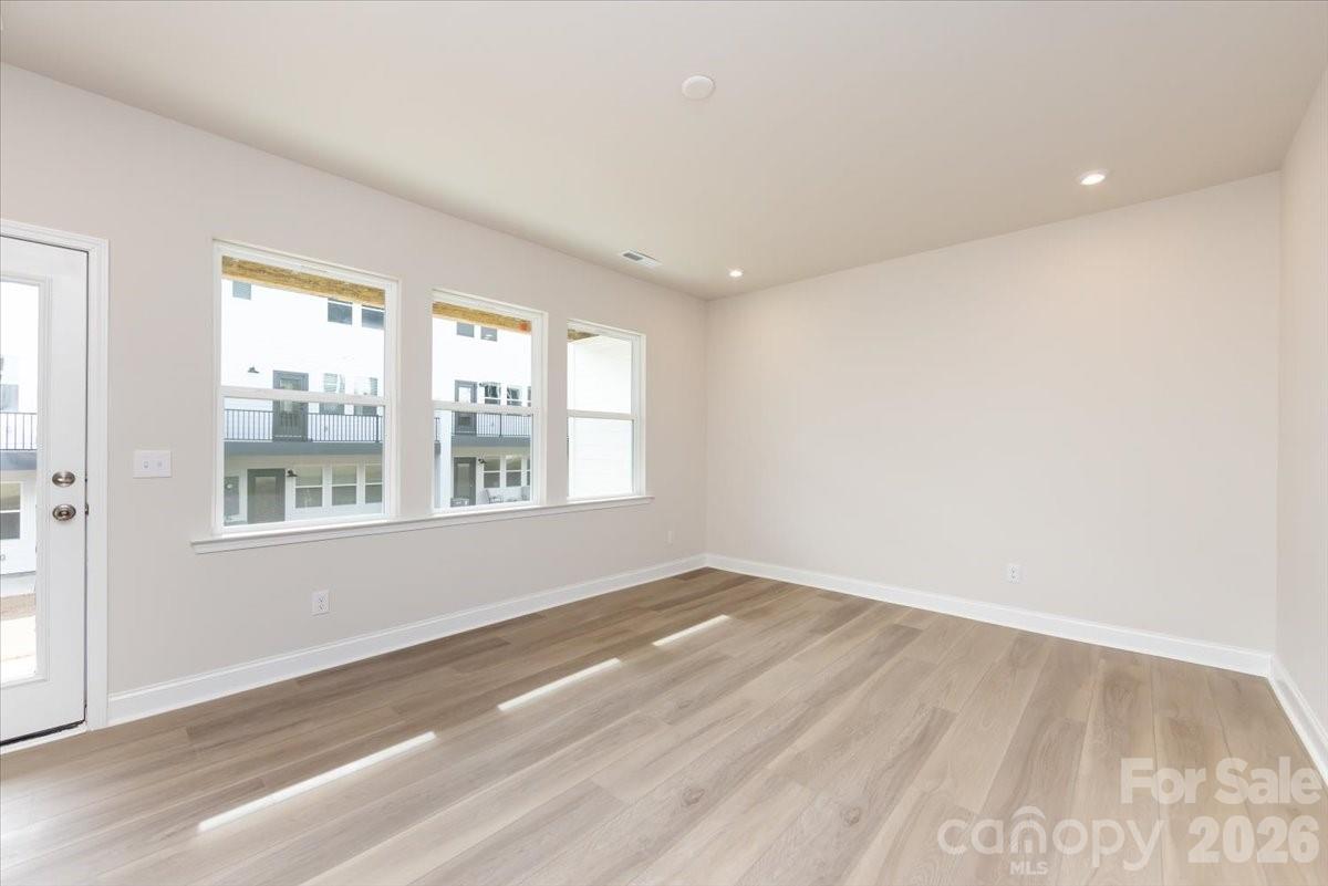 Photo 6 of 909 Archway Lane, Charlotte, NC
