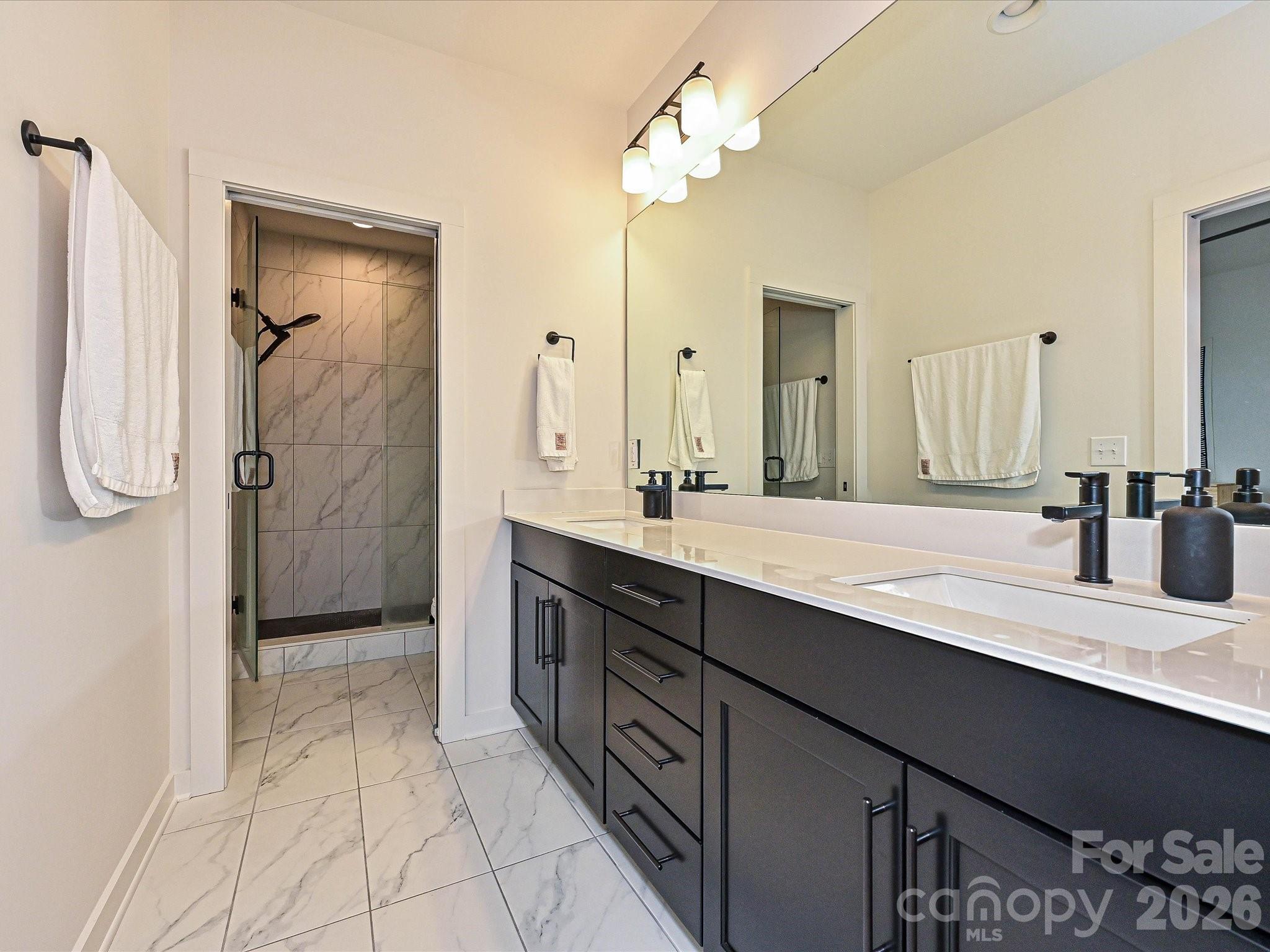 Photo 19 of 432 E 33rd Street, Charlotte, NC
