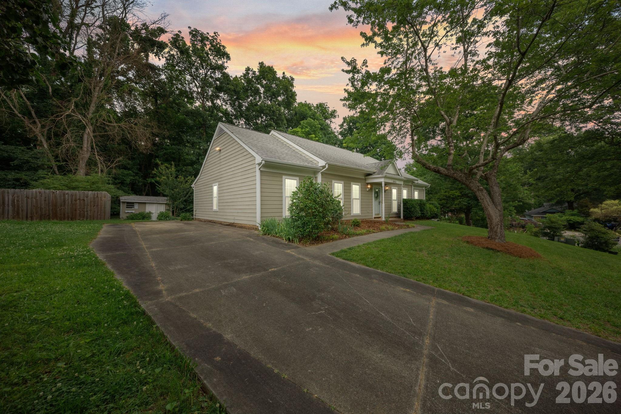 Photo 34 of 11833 Post Ridge Court, Charlotte, NC
