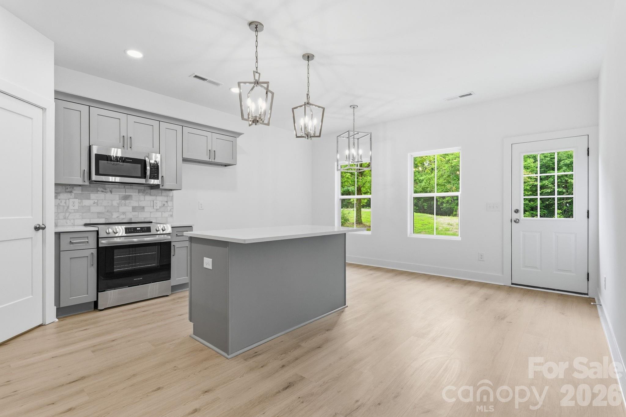Photo 5 of 2021 Hart Road, Charlotte, NC