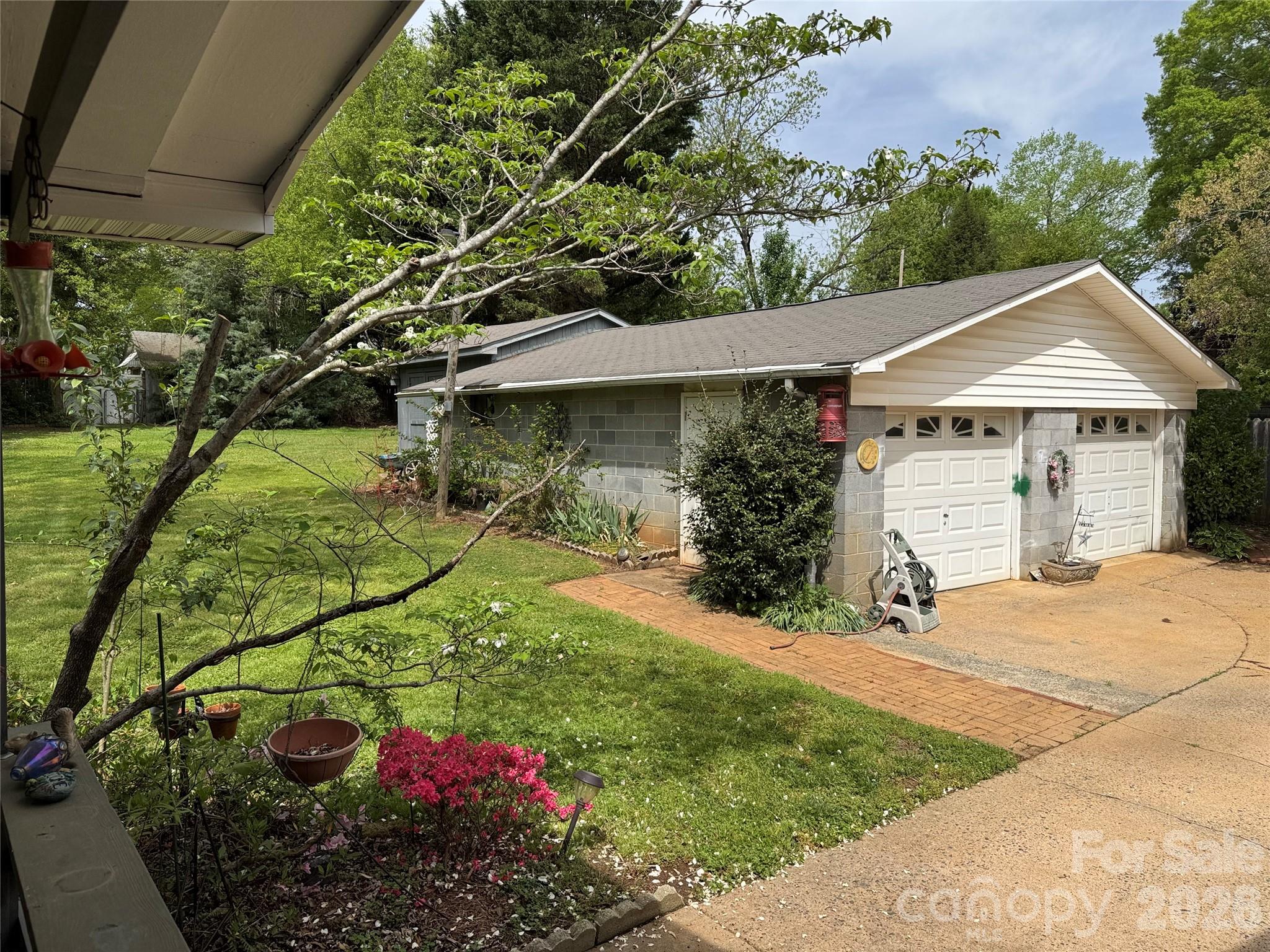 Home for sale at 809 Katherine Avenue, Kings Mountain, NC — photo 33 of 38