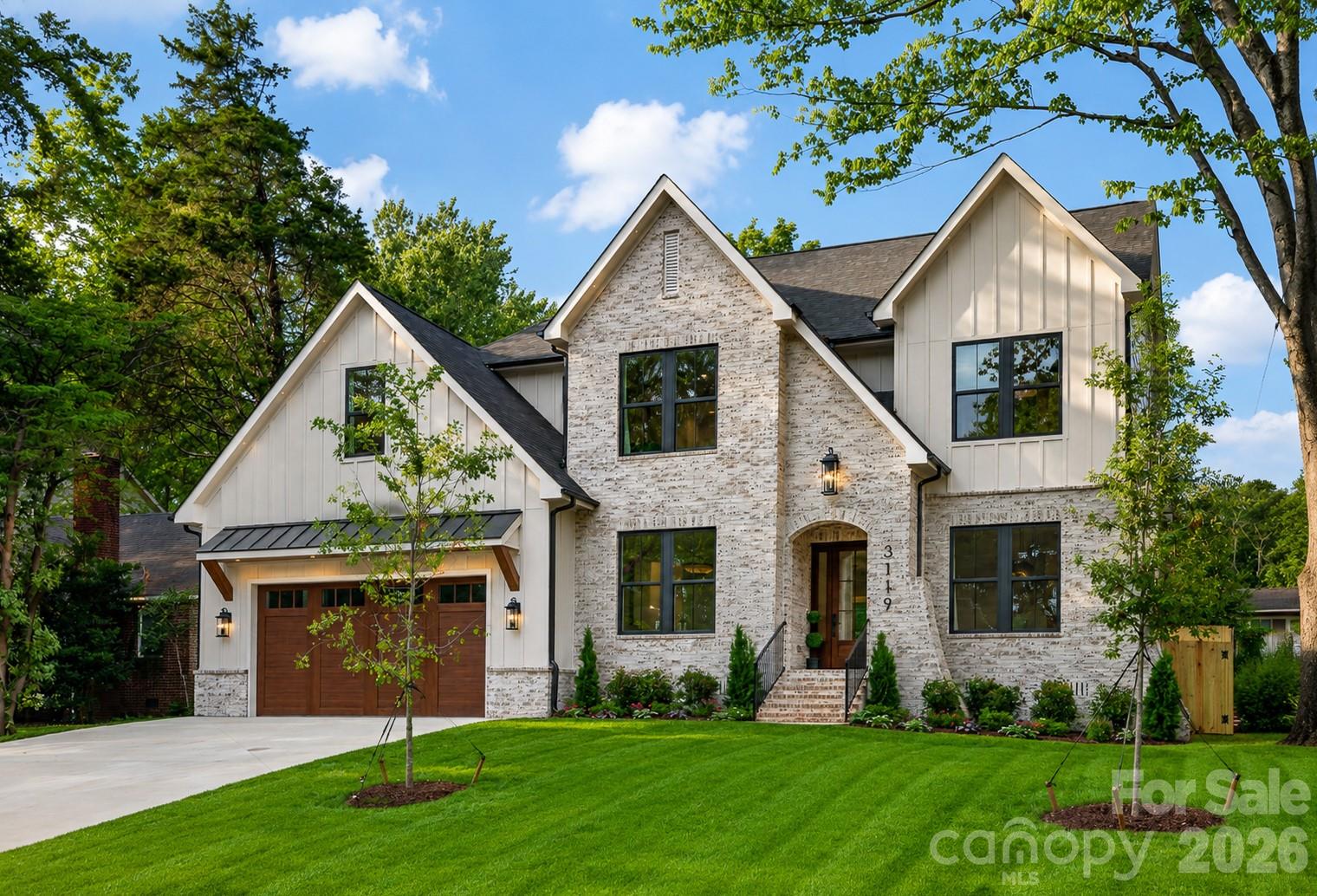 Home for sale at 3119 Shenandoah Avenue, Charlotte, NC — photo 1 of 38
