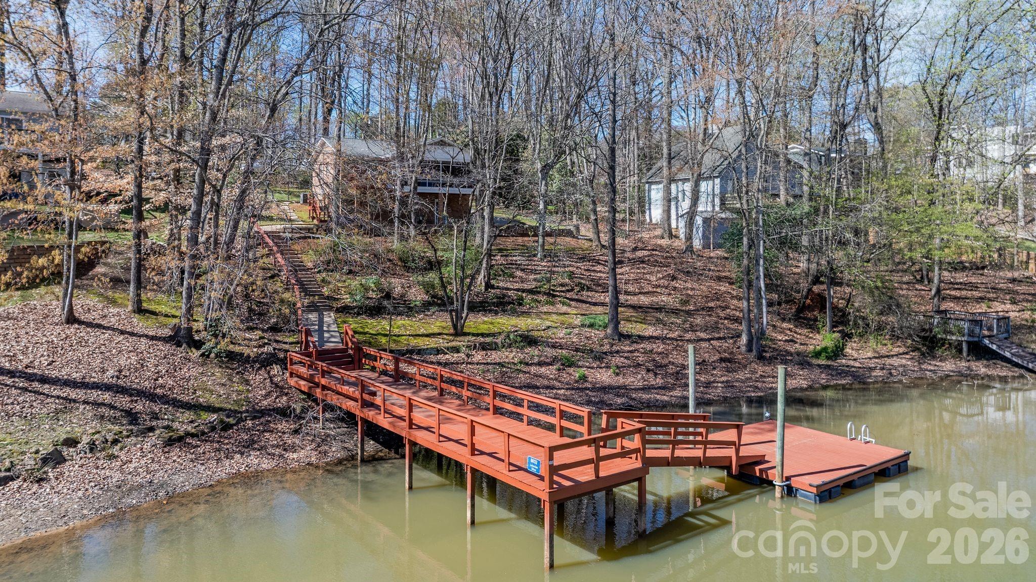 Photo 4 of 8032 Lakeview Drive, Denver, NC
