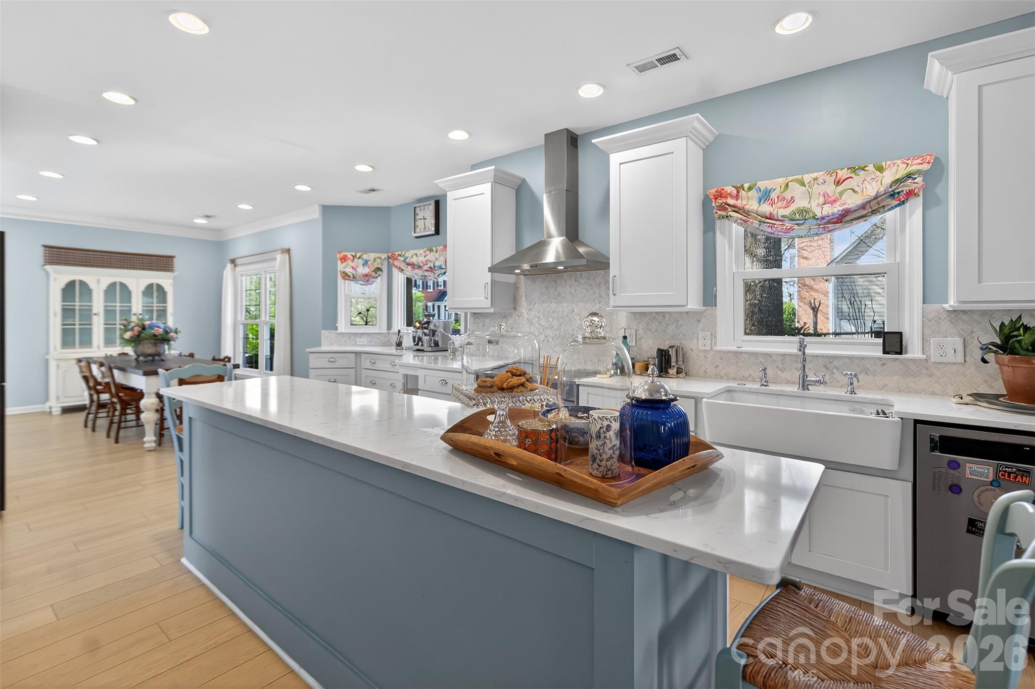 Photo 11 of 8601 Walsham Drive, Charlotte, NC