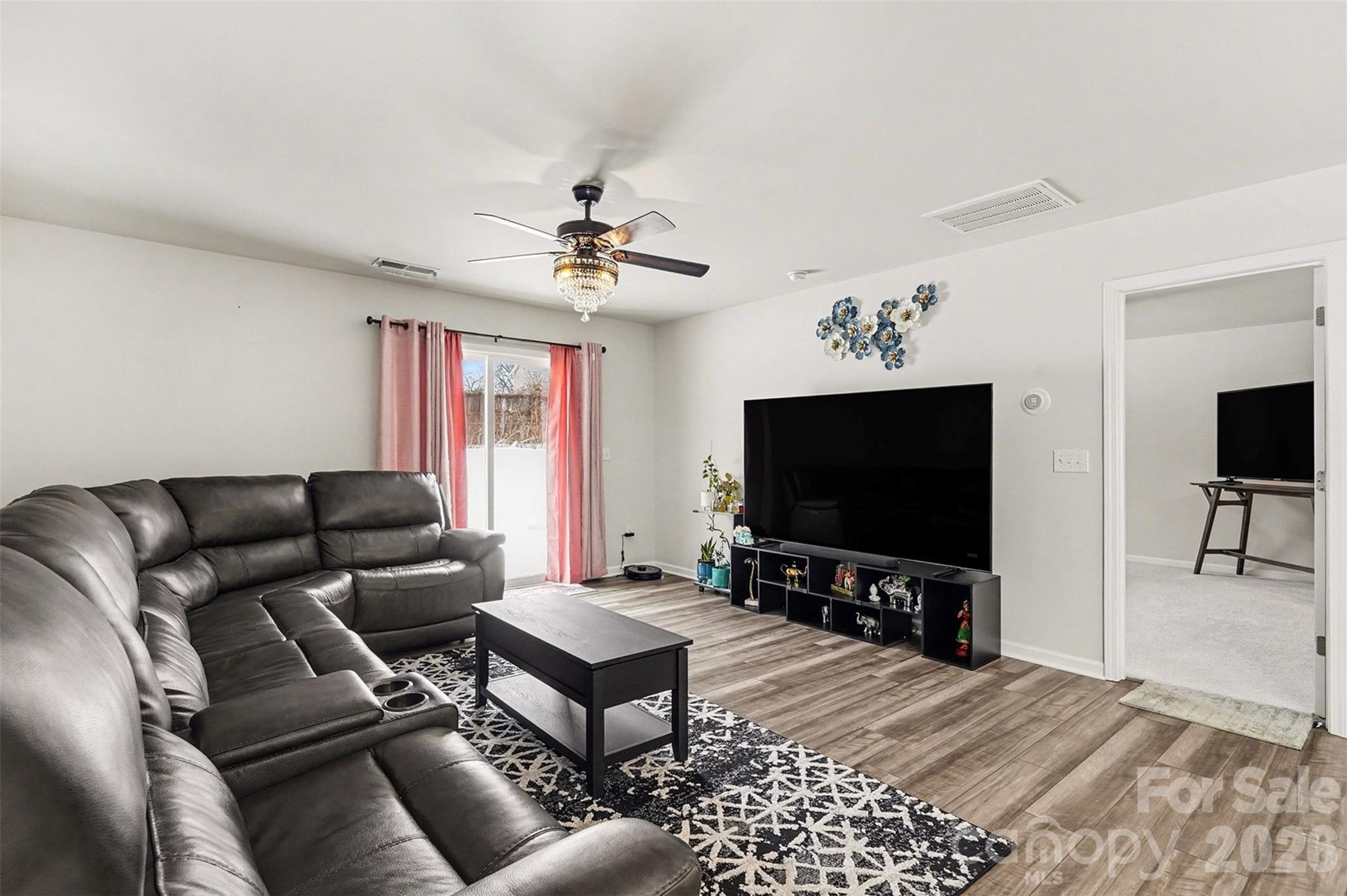 Photo 7 of 10136 Chatham Run Lane, Charlotte, NC