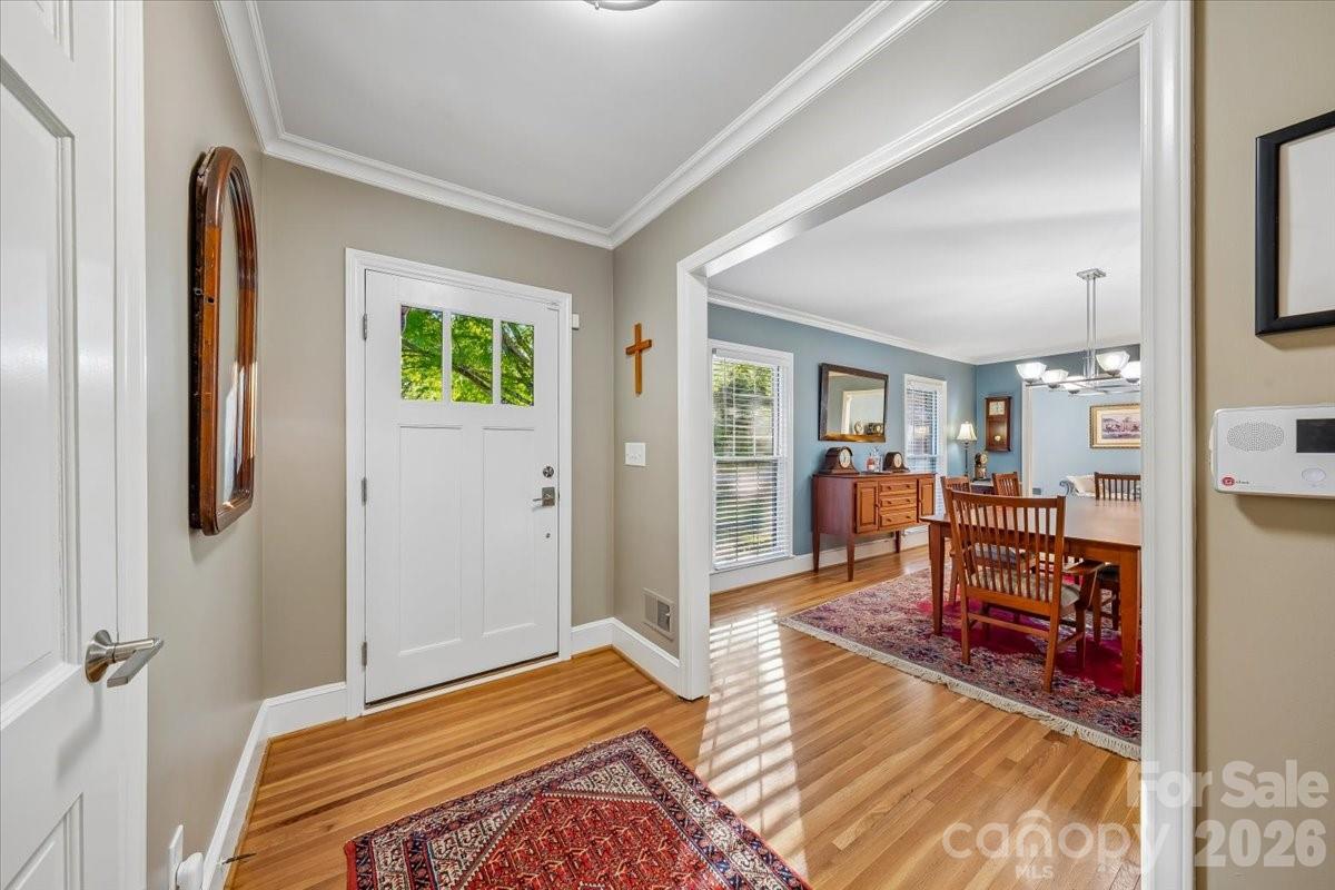 Photo 4 of 409 Whitestone Road, Charlotte, NC