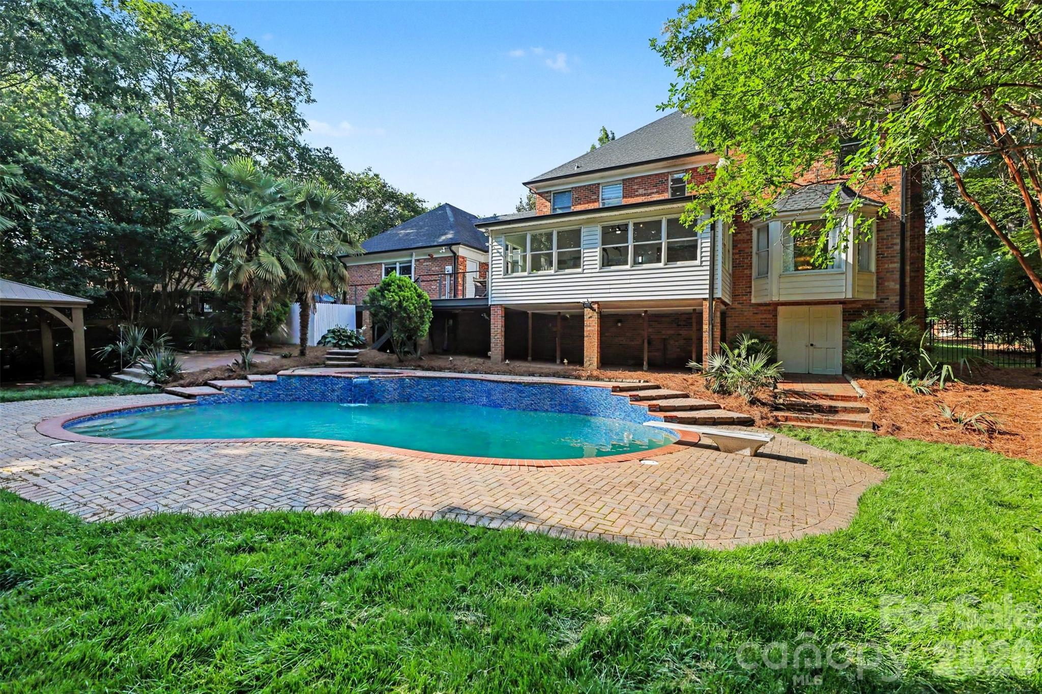 Photo 41 of 2814 winding oak Drive, Charlotte, NC