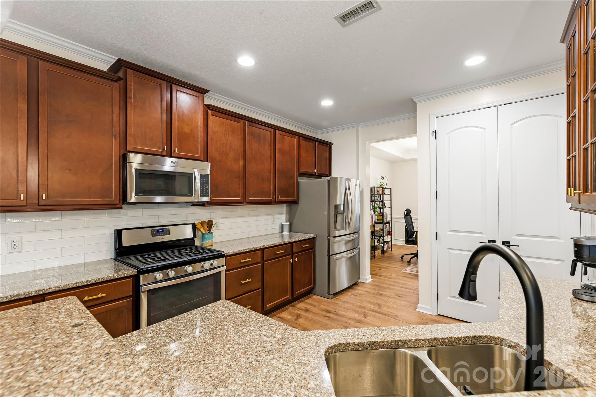 Photo 20 of 7202 Toxaway Lane, Charlotte, NC