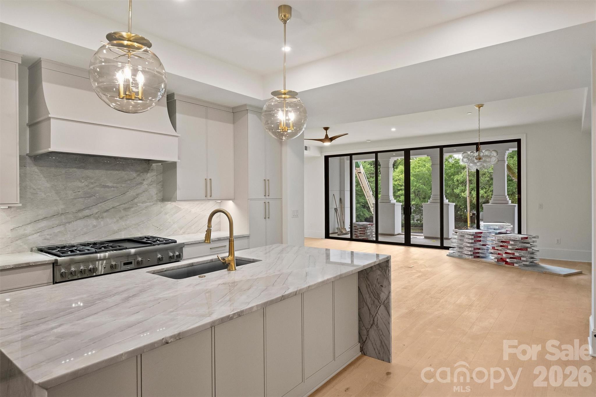 Photo 17 of 409 Queens Road101, Charlotte, NC