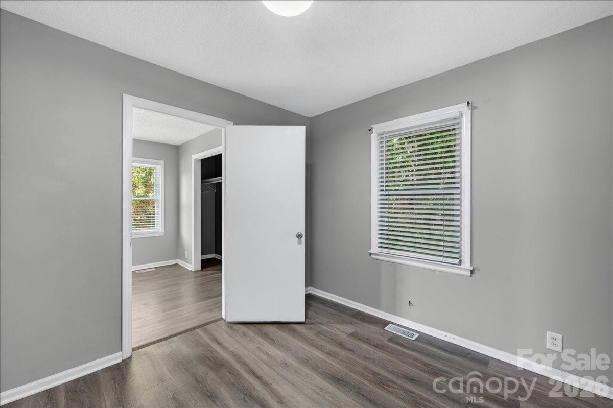 936 Holland Avenue, Charlotte, NC - photo 18 of 29