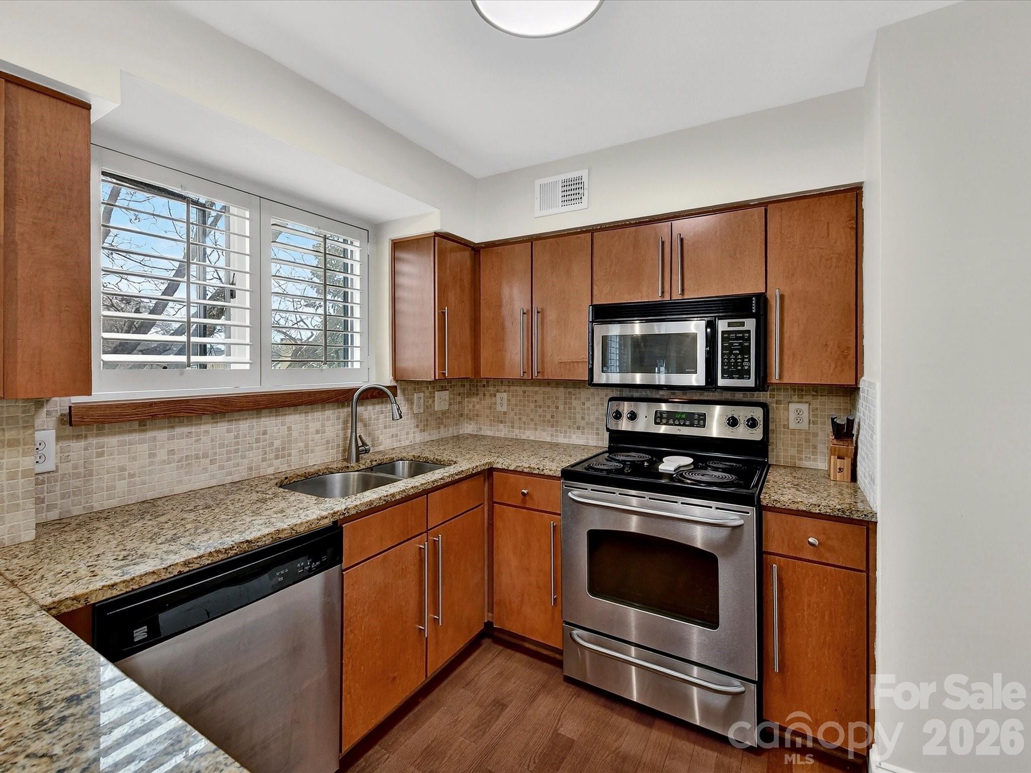 Photo 9 of 217 N Dotger AvenueD10, Charlotte, NC