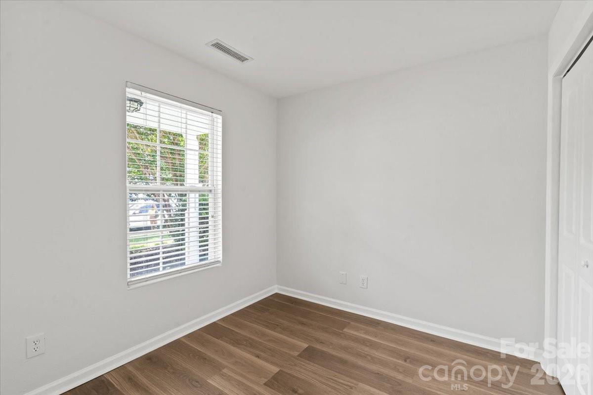 Home for sale at 12932 Silvaire Farm Road, Charlotte, NC — photo 4 of 46