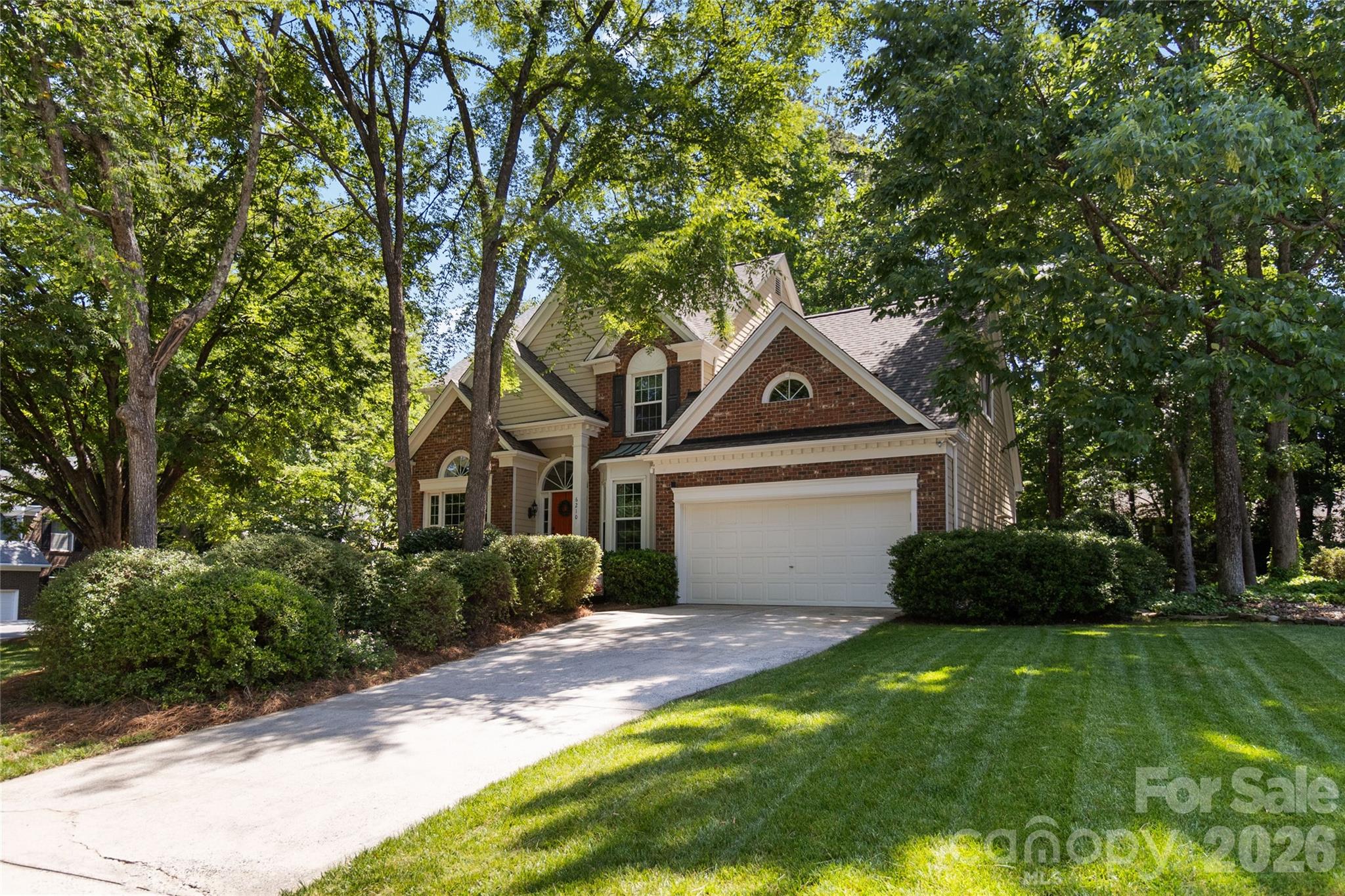 6210 Maple Cove Lane, Charlotte, NC - photo 2 of 39