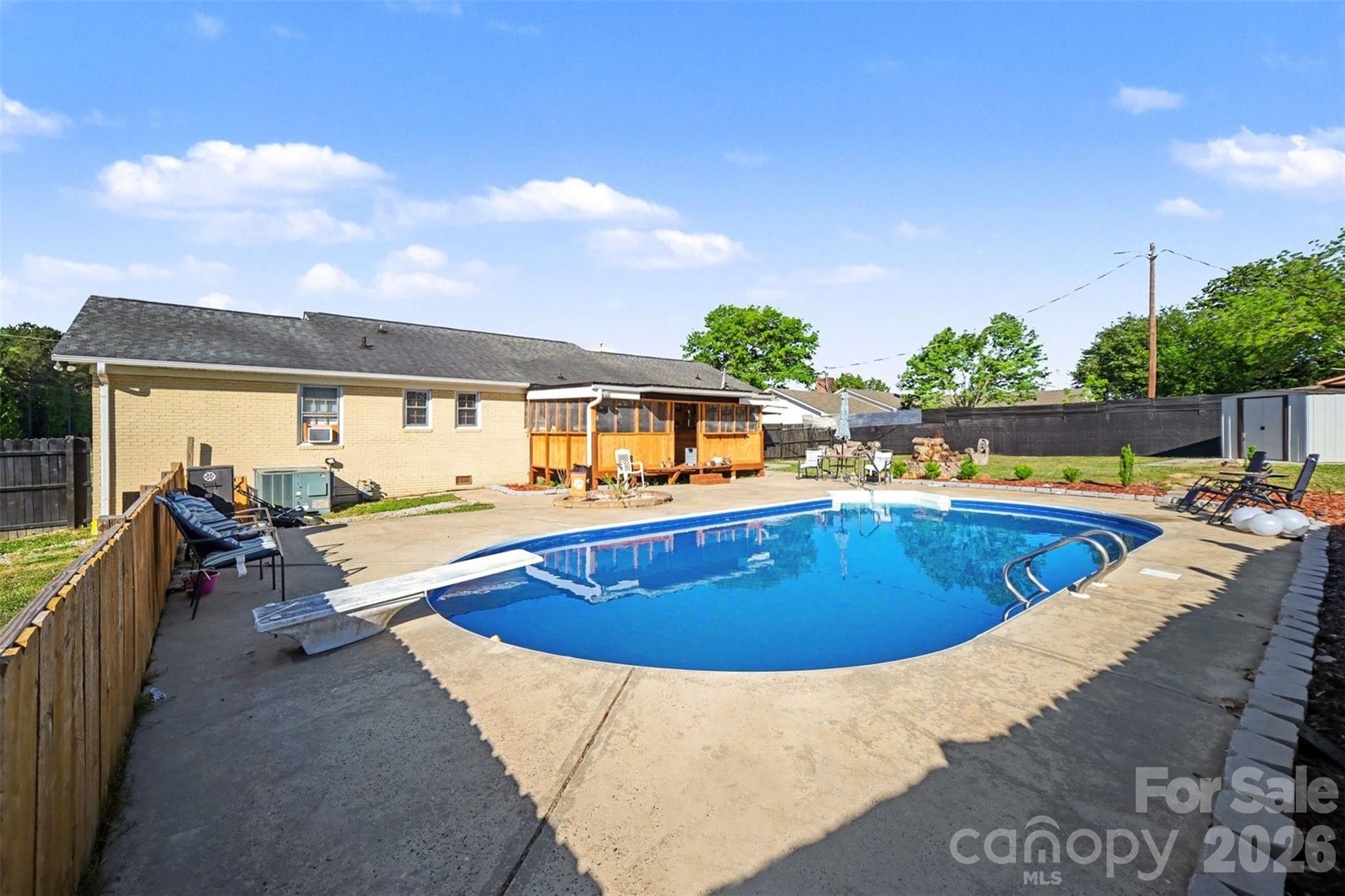 1087 Greenbriar Drive, Lancaster, SC - photo 2 of 27
