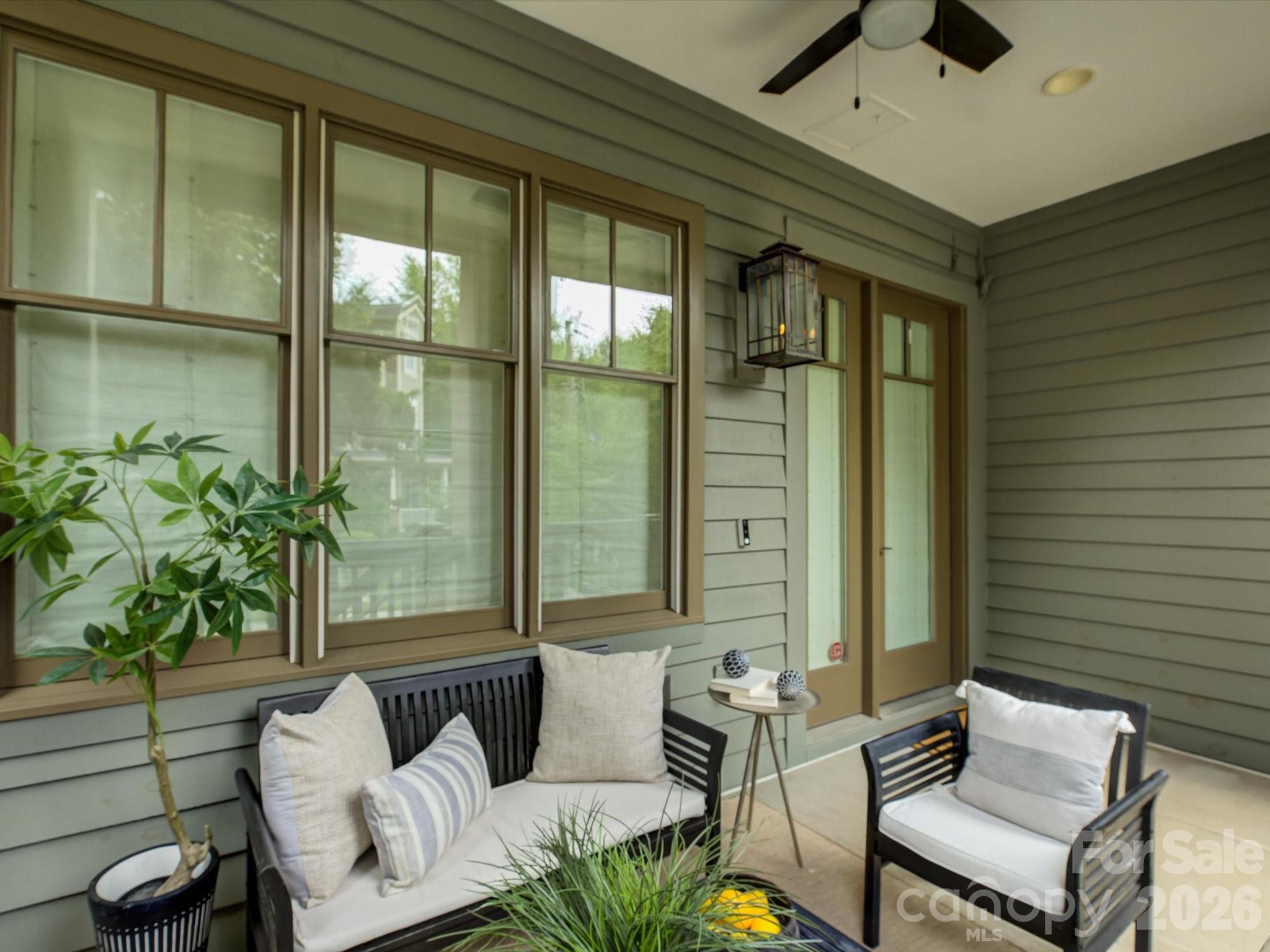 Photo 3 of 335 E Tremont Avenue, Charlotte, NC