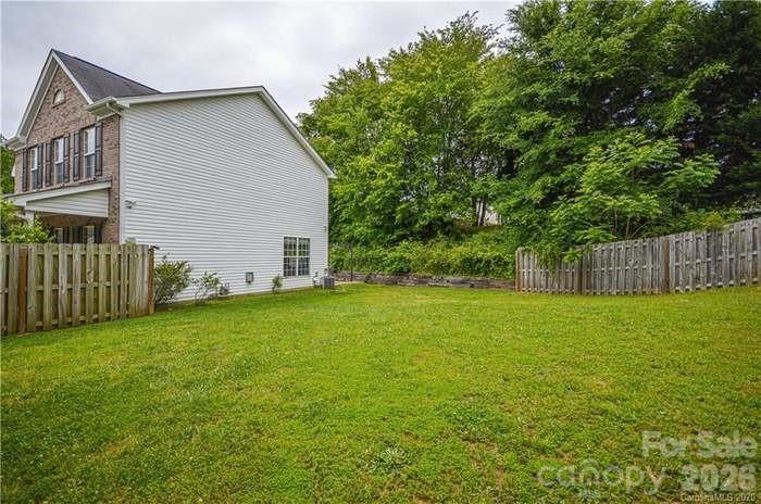 Photo 14 of 9025 Davis Crossing Court, Charlotte, NC