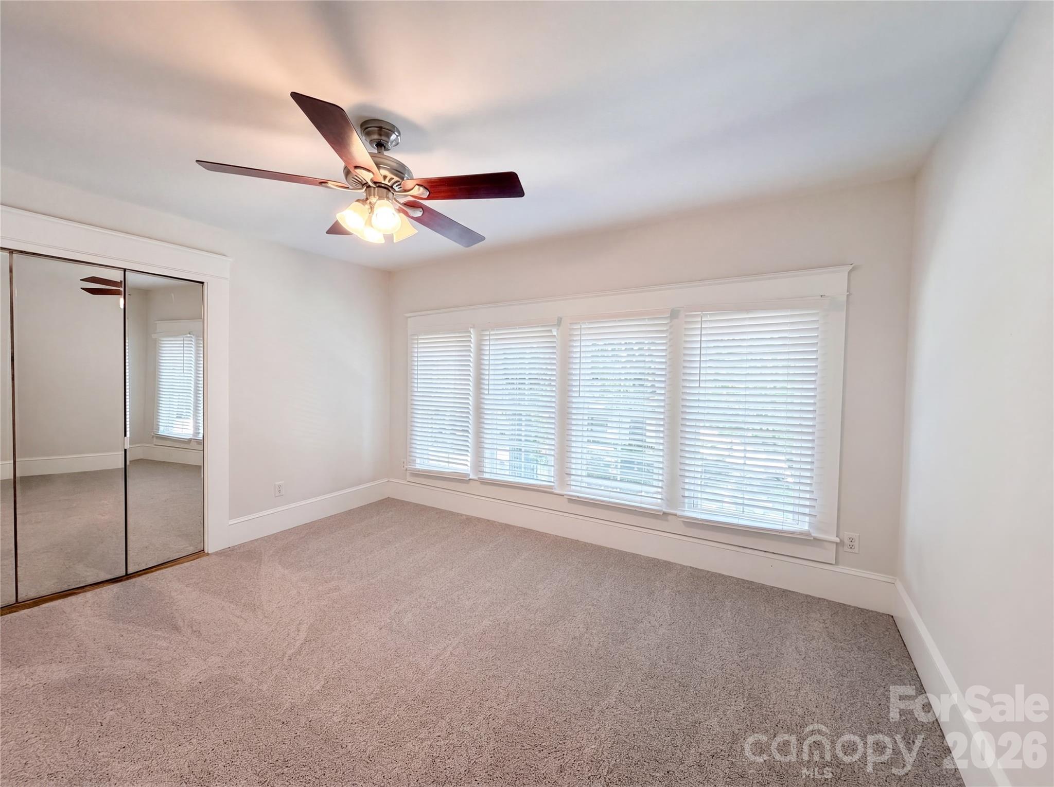 Photo 4 of 329 W Mclelland Avenue, Mooresville, NC