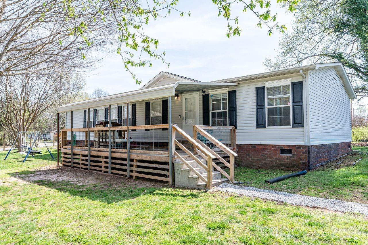 6532 Kidville Road, Denver, NC - photo 1 of 35