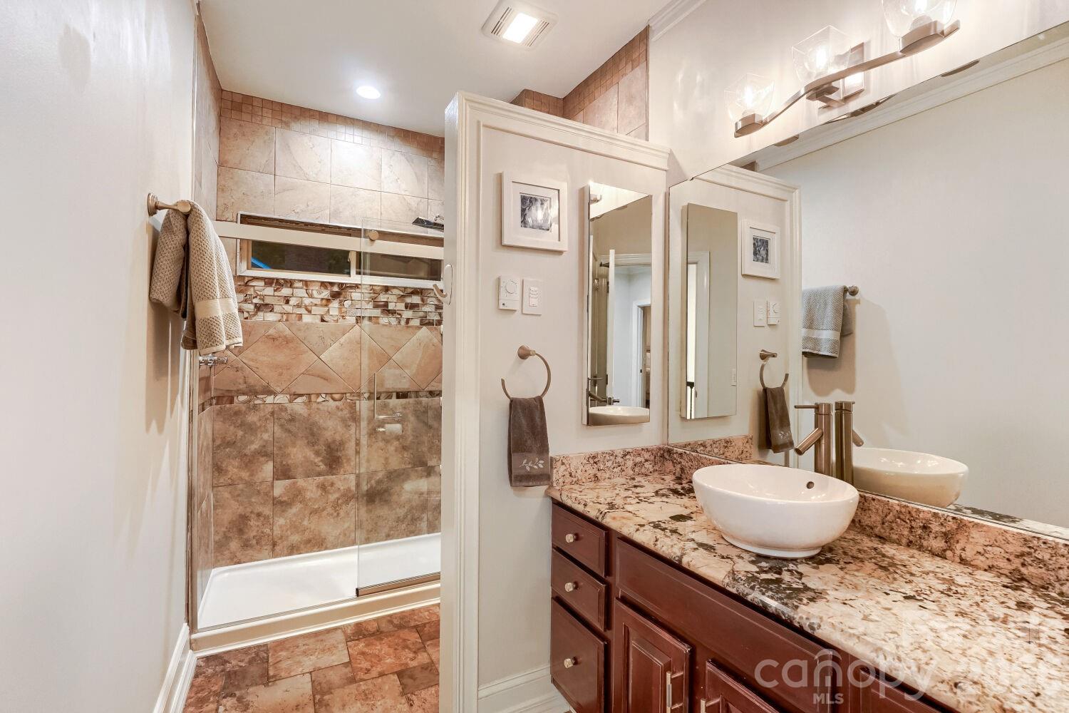 Photo 25 of 6605 Saunton Court, Charlotte, NC