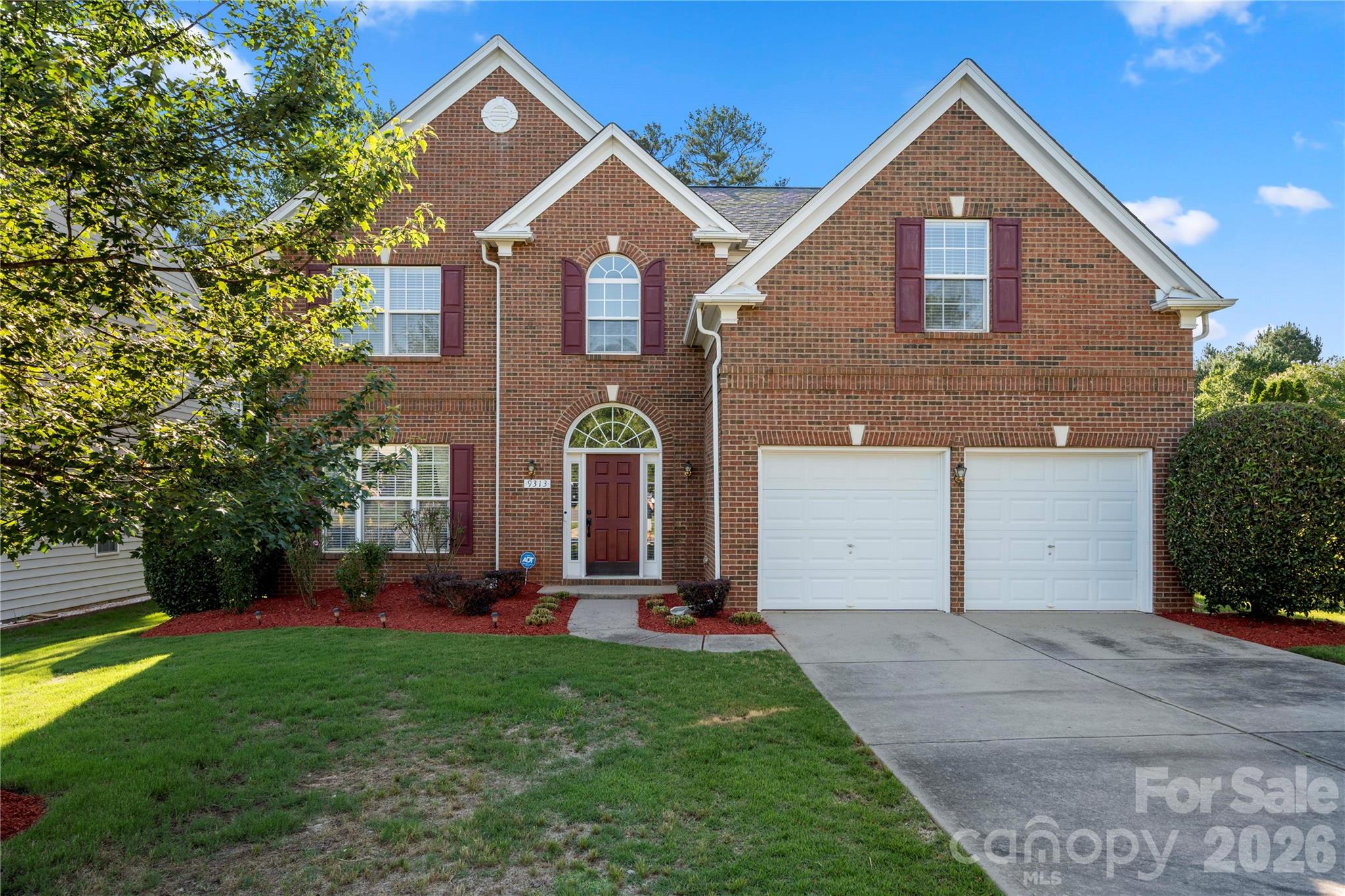 Photo 2 of 9313 Linden Tree Lane, Charlotte, NC