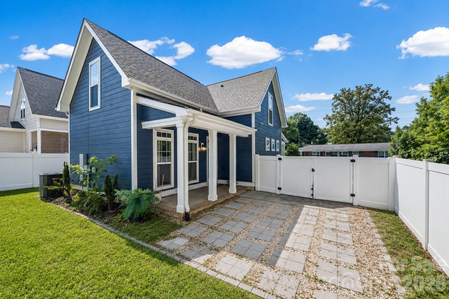 Home for sale at 1512 Norris Avenue, Charlotte, NC — photo 29 of 42