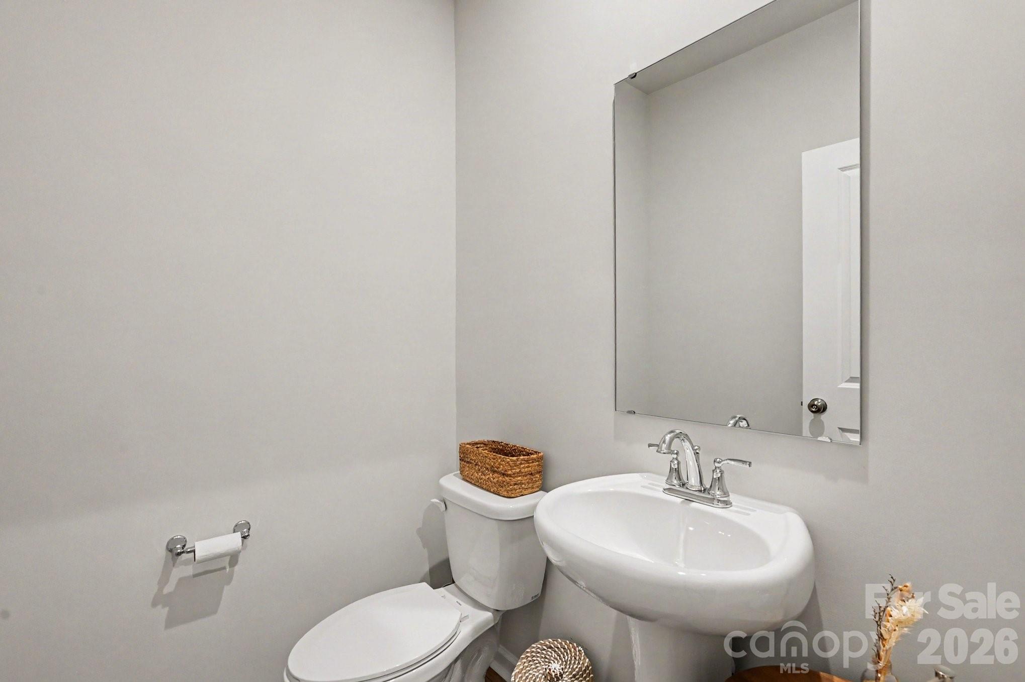 Photo 12 of 8230 Franklin Trail Street, Charlotte, NC