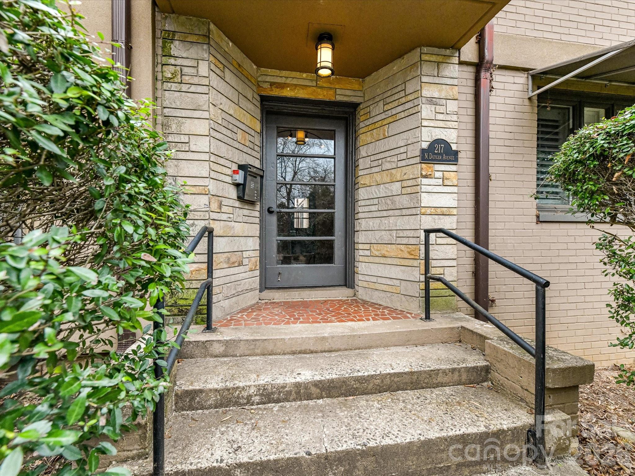 Photo 2 of 217 N Dotger AvenueD10, Charlotte, NC