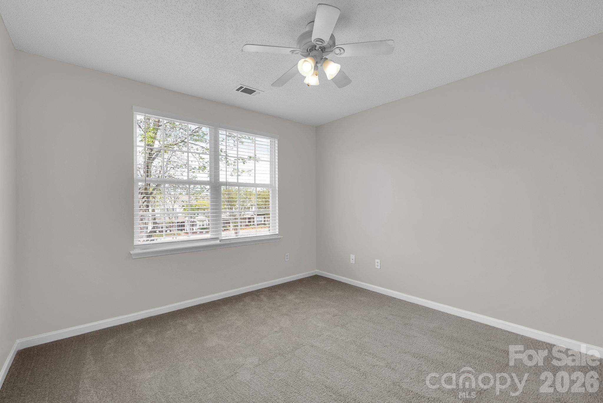 Photo 17 of 17039 Greenlawn Hills Court, Charlotte, NC