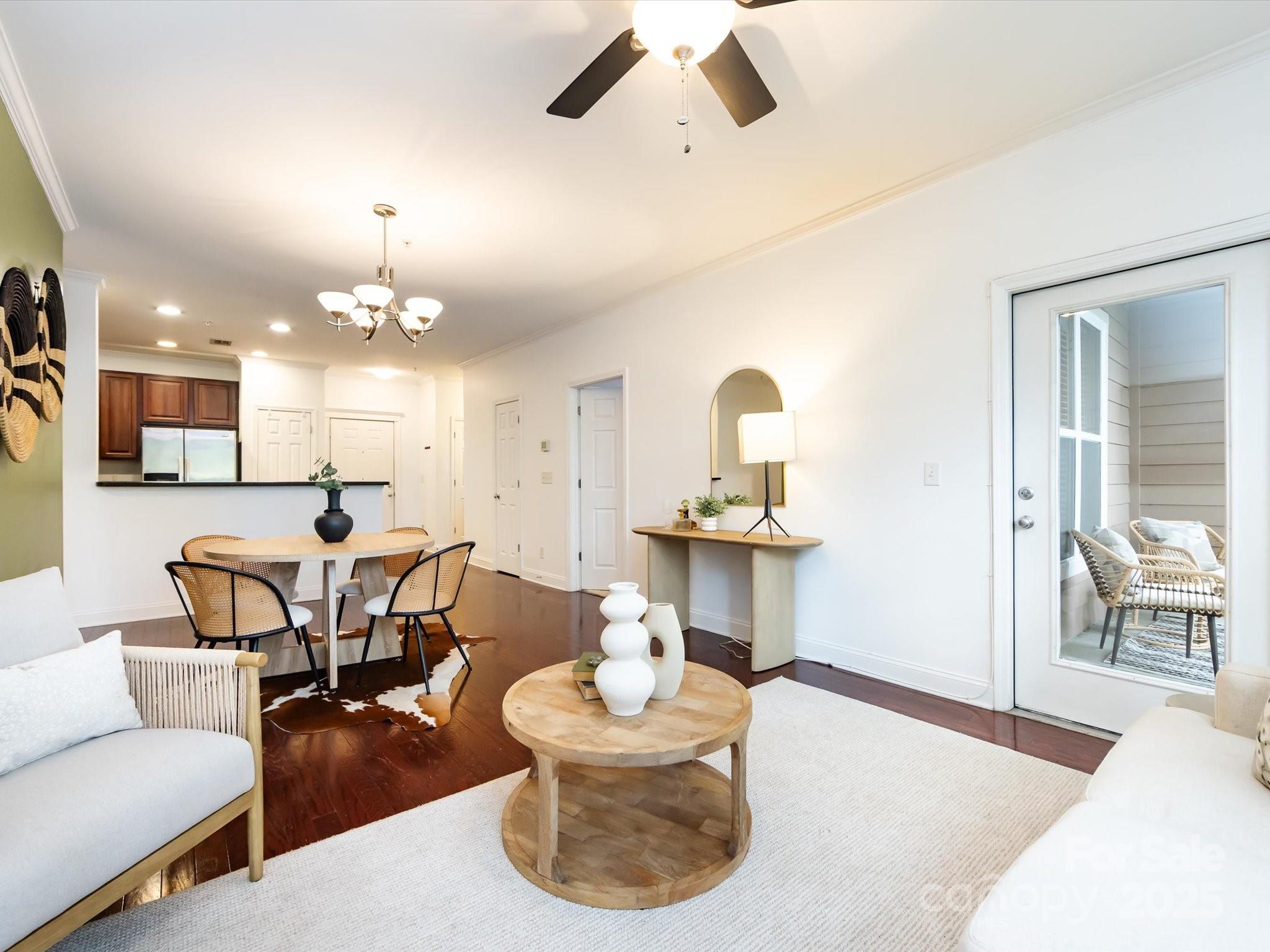 Photo 15 of 1000 E Woodlawn Road216, Charlotte, NC
