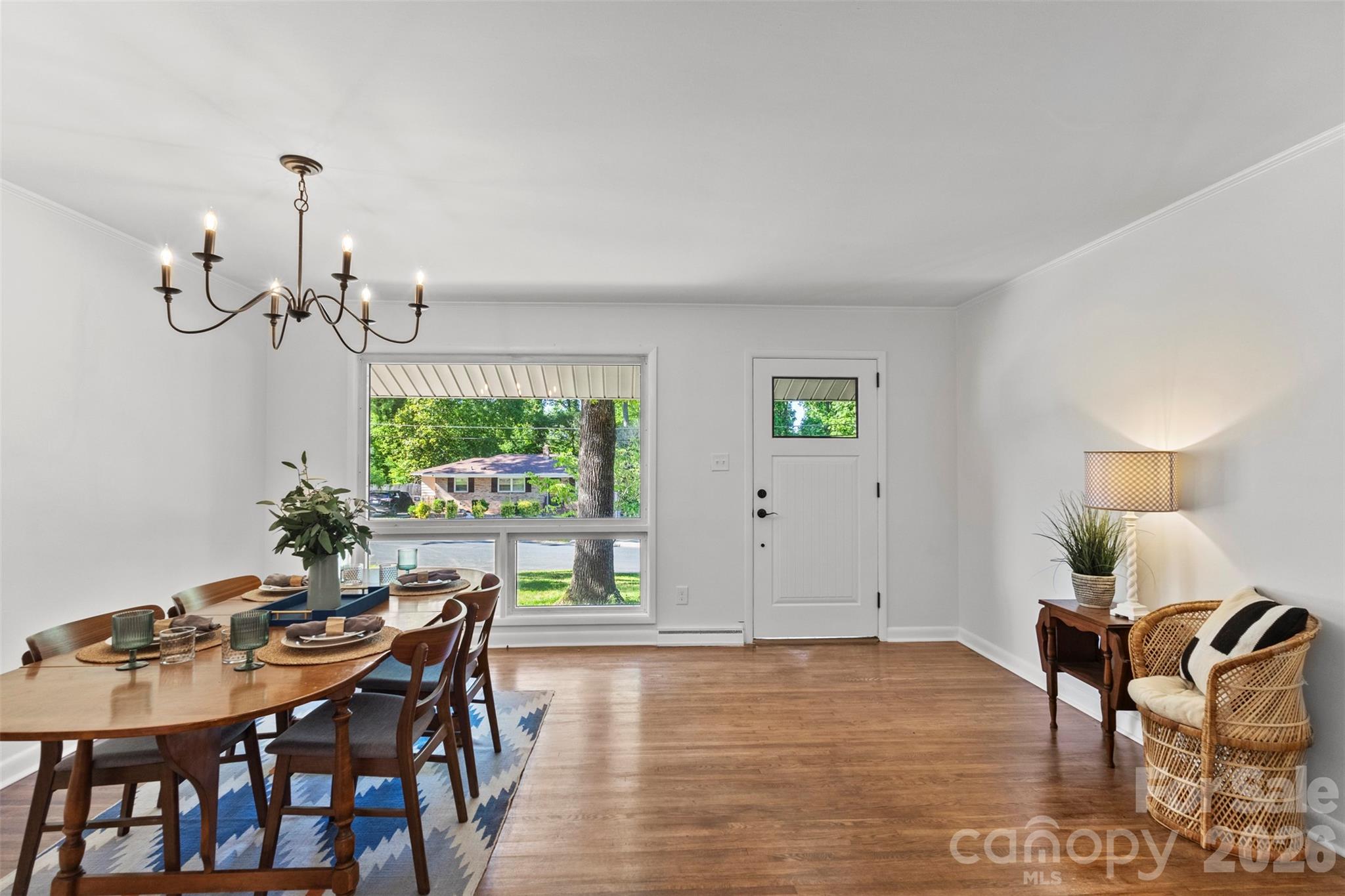 Photo 7 of 3840 Colebrook Road, Charlotte, NC