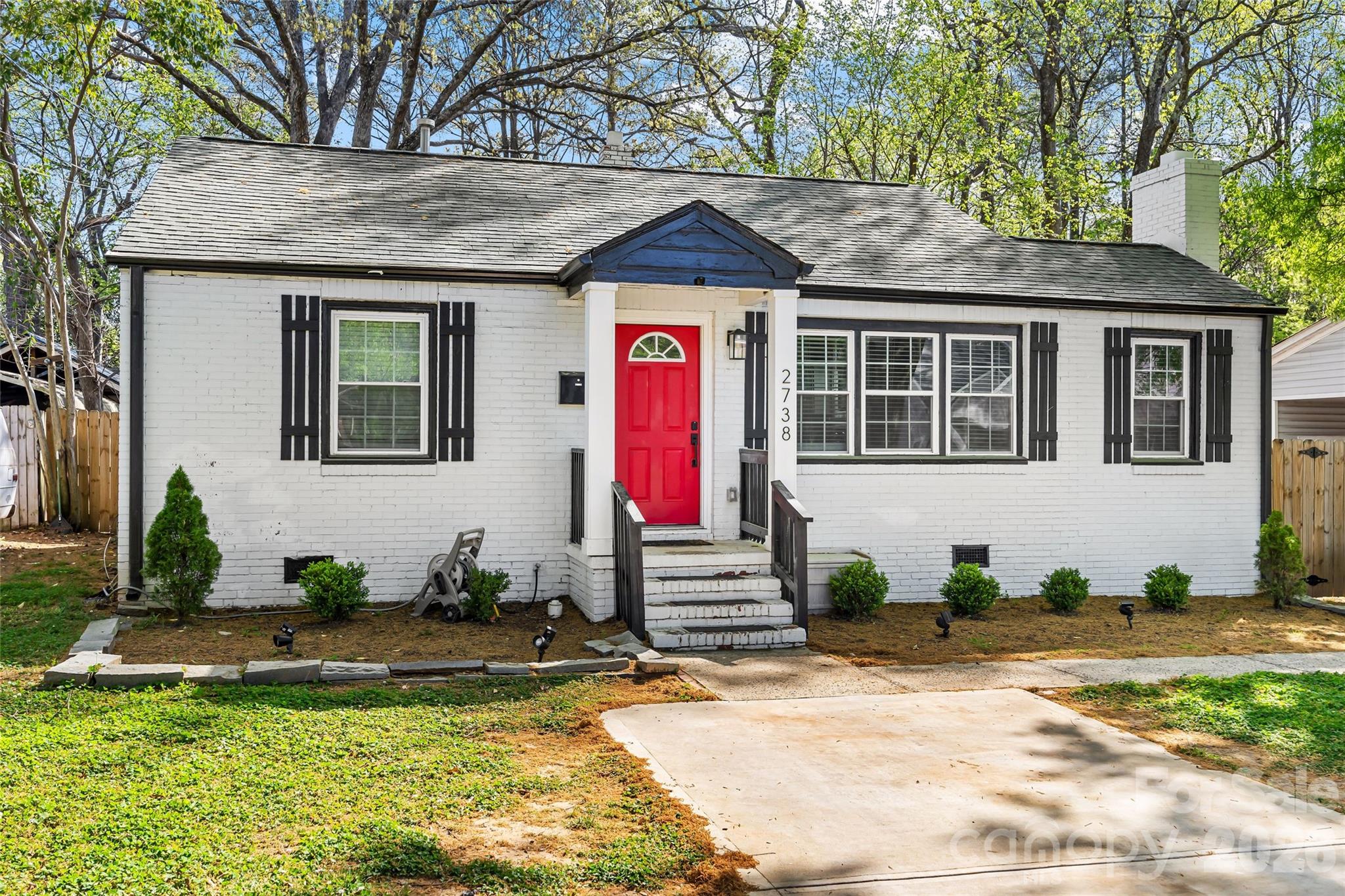2738 Catalina Avenue, Charlotte, NC - photo 2 of 45