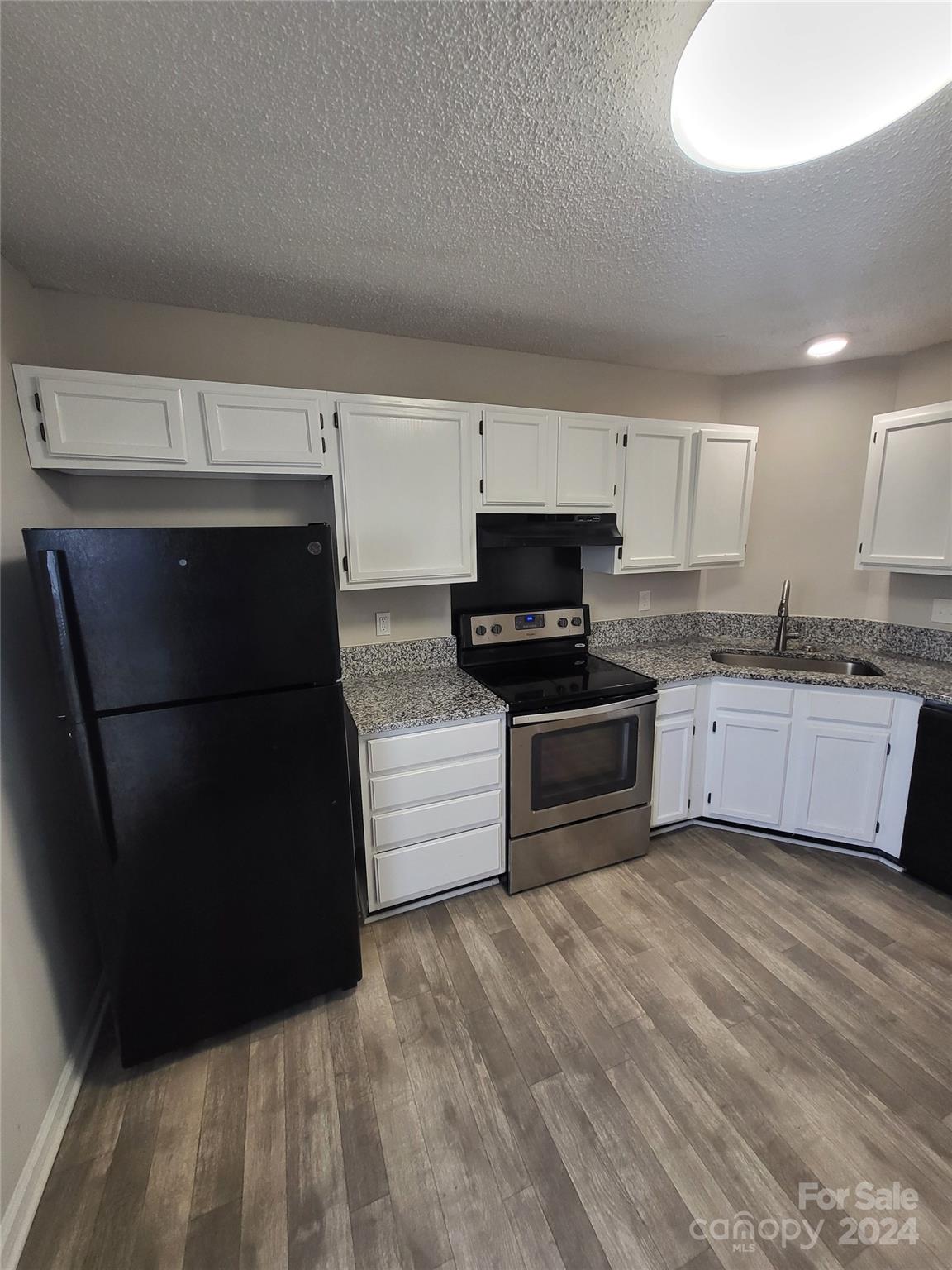 Photo 5 of 5720 Ebley Lane, Charlotte, NC