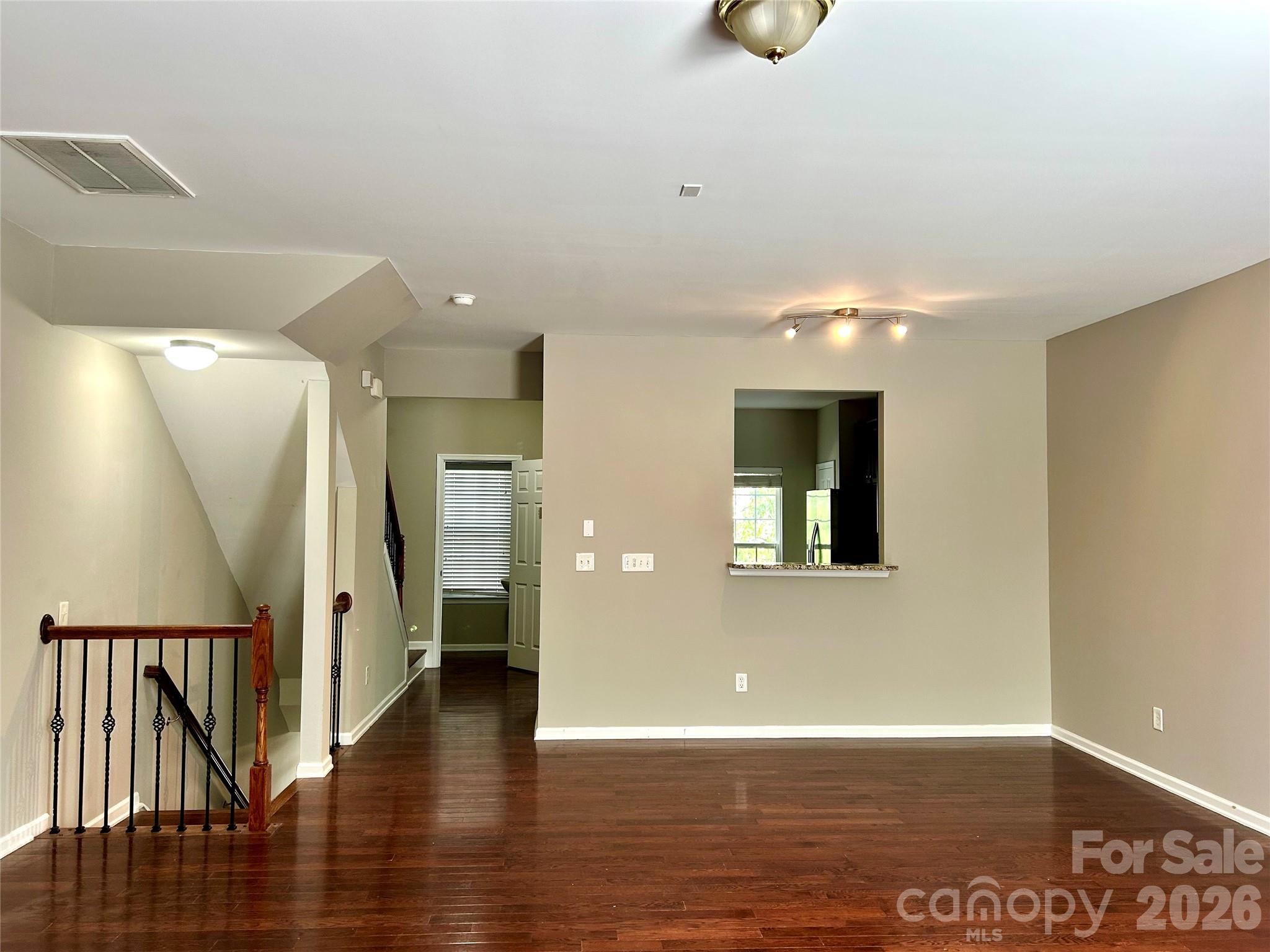251 Lincoln Street, Charlotte, NC - photo 6 of 22