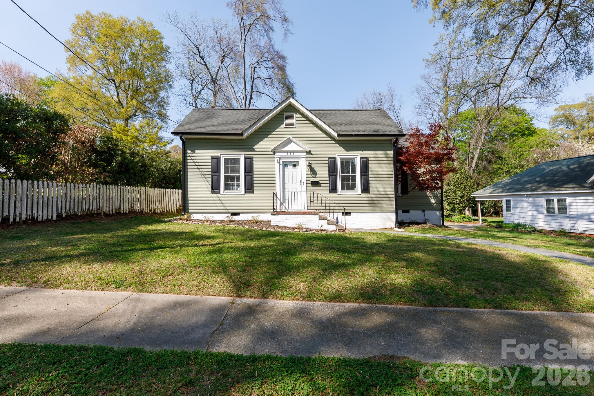224 W 4th Avenue, Gastonia, NC - photo 30 of 33